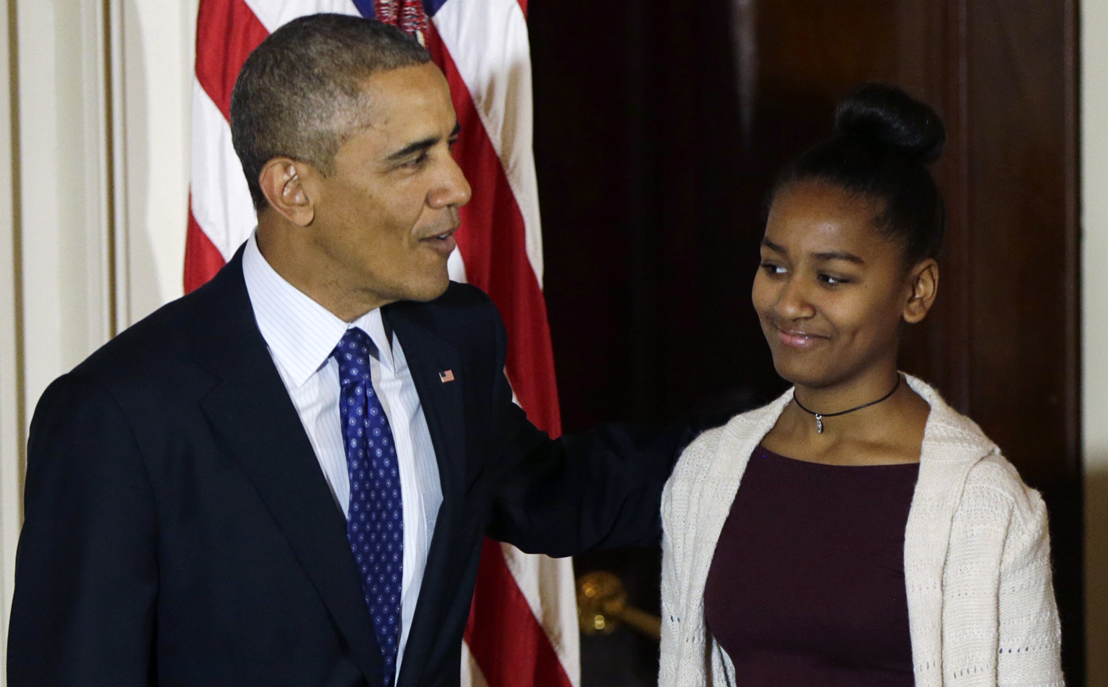 It-tifla ta’ Obama tibda taħdem f’ristorant tal-ħut - NETnews