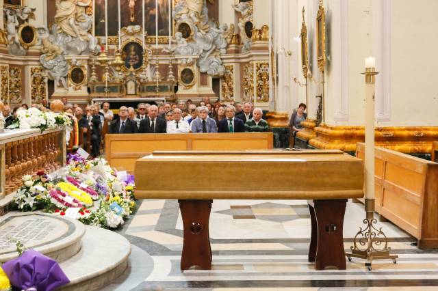 BIR-RITRATTI: Il-Professur Anthony Zammit jingħata l-aħħar tislima ...