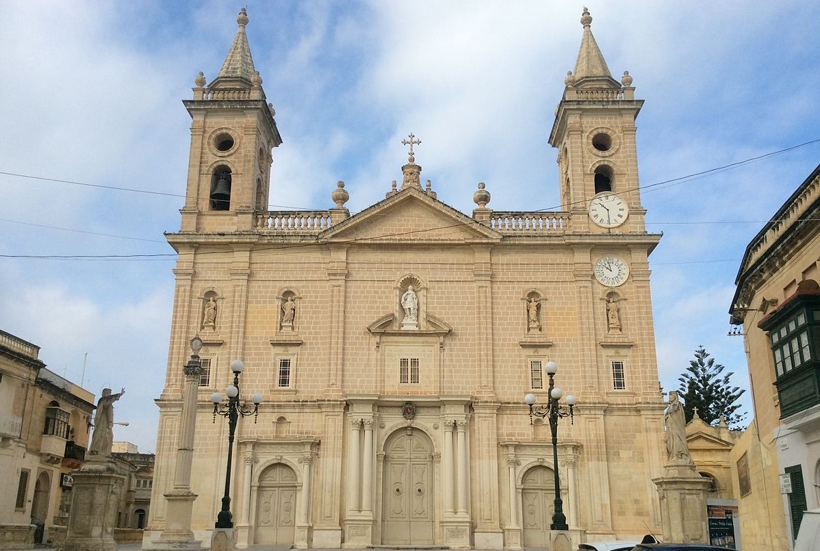 FILMAT: Misruq l-uffiċċju parrokjali tal-parroċċa ta' San Ġorġ f'Ħal ...