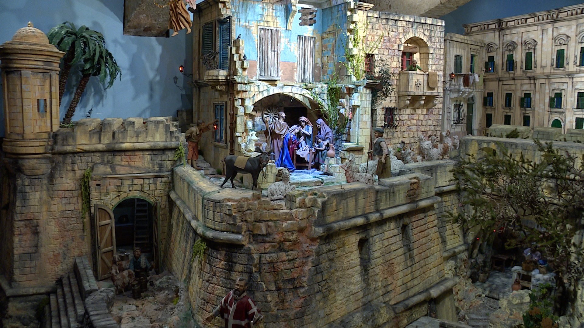 Żgħażagħ Luqin jagħmlu presepju b'binjiet storiċi fil-Belt Valletta ...