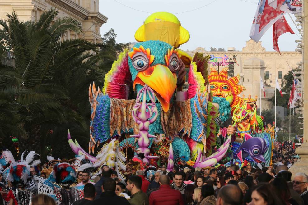 FILMAT U RITRATTI: Karru Għawdxi fil-Karnival ta’ Malta - NETnews