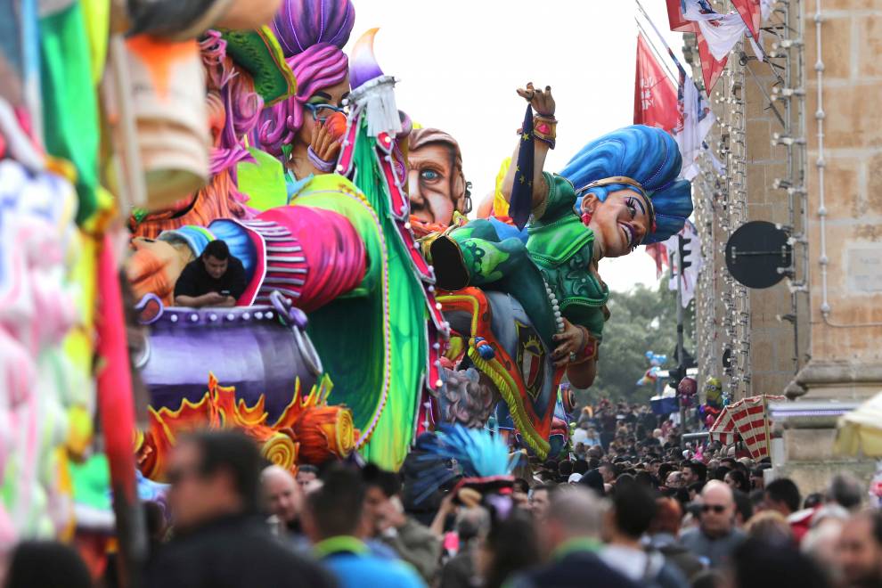 FILMAT U RITRATTI: Karru Għawdxi fil-Karnival ta’ Malta - NETnews