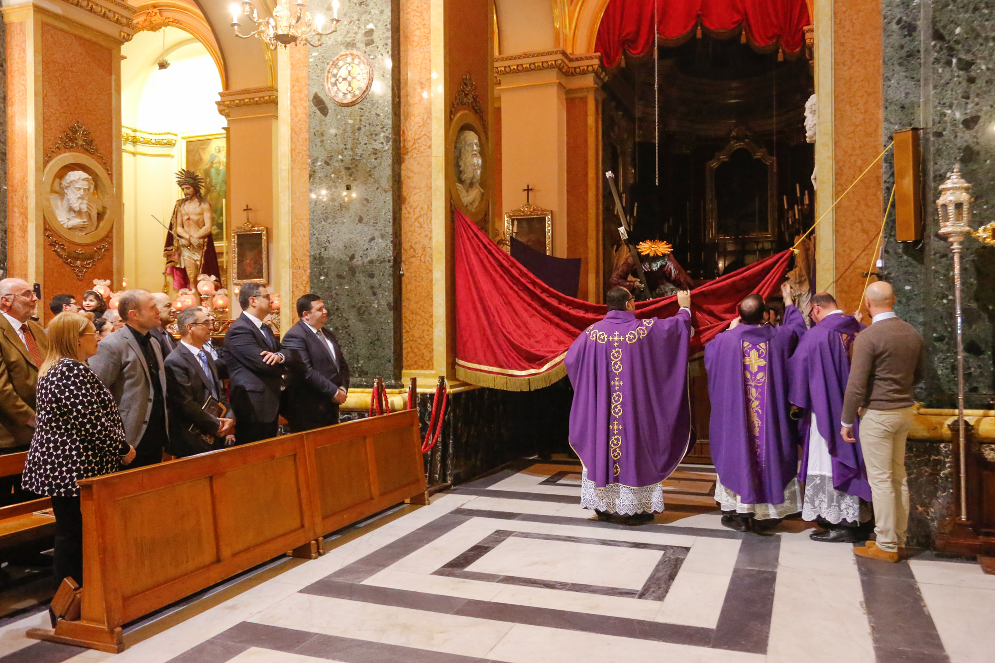 Libsa ġdida għar-Redentur tal-Isla - NETnews