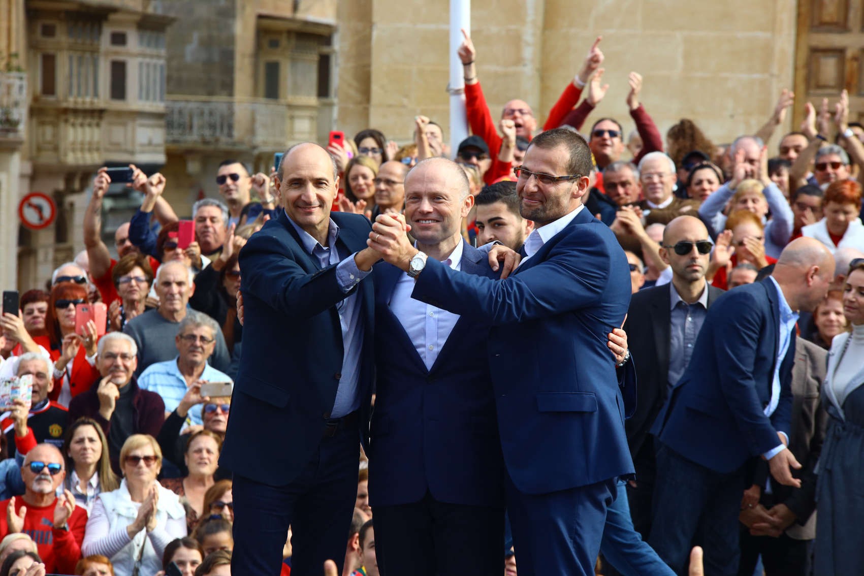 Tkompli toħroġ fil-beraħ il-qasma tal-Lejber - NETnews