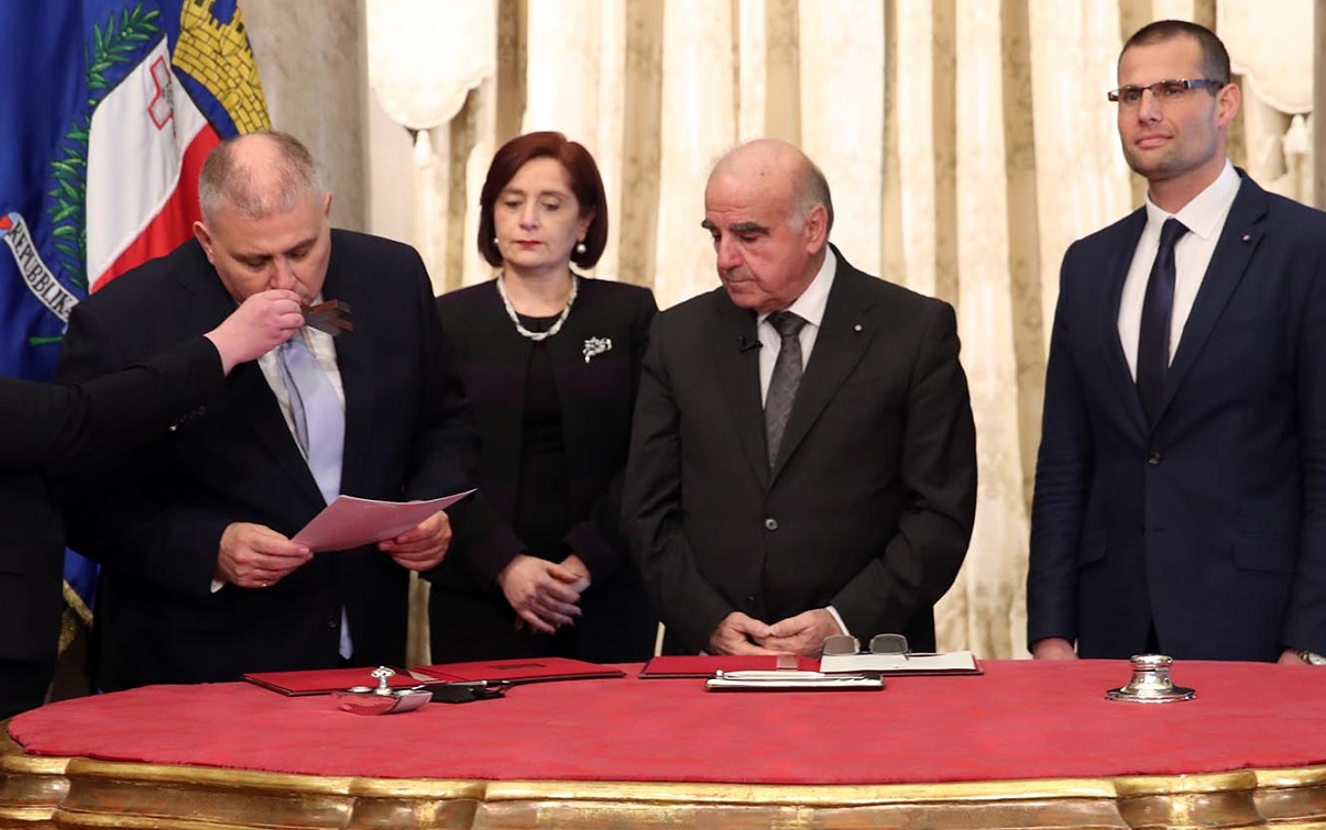 Anton Refalo lura fil-Kabinett - NETnews