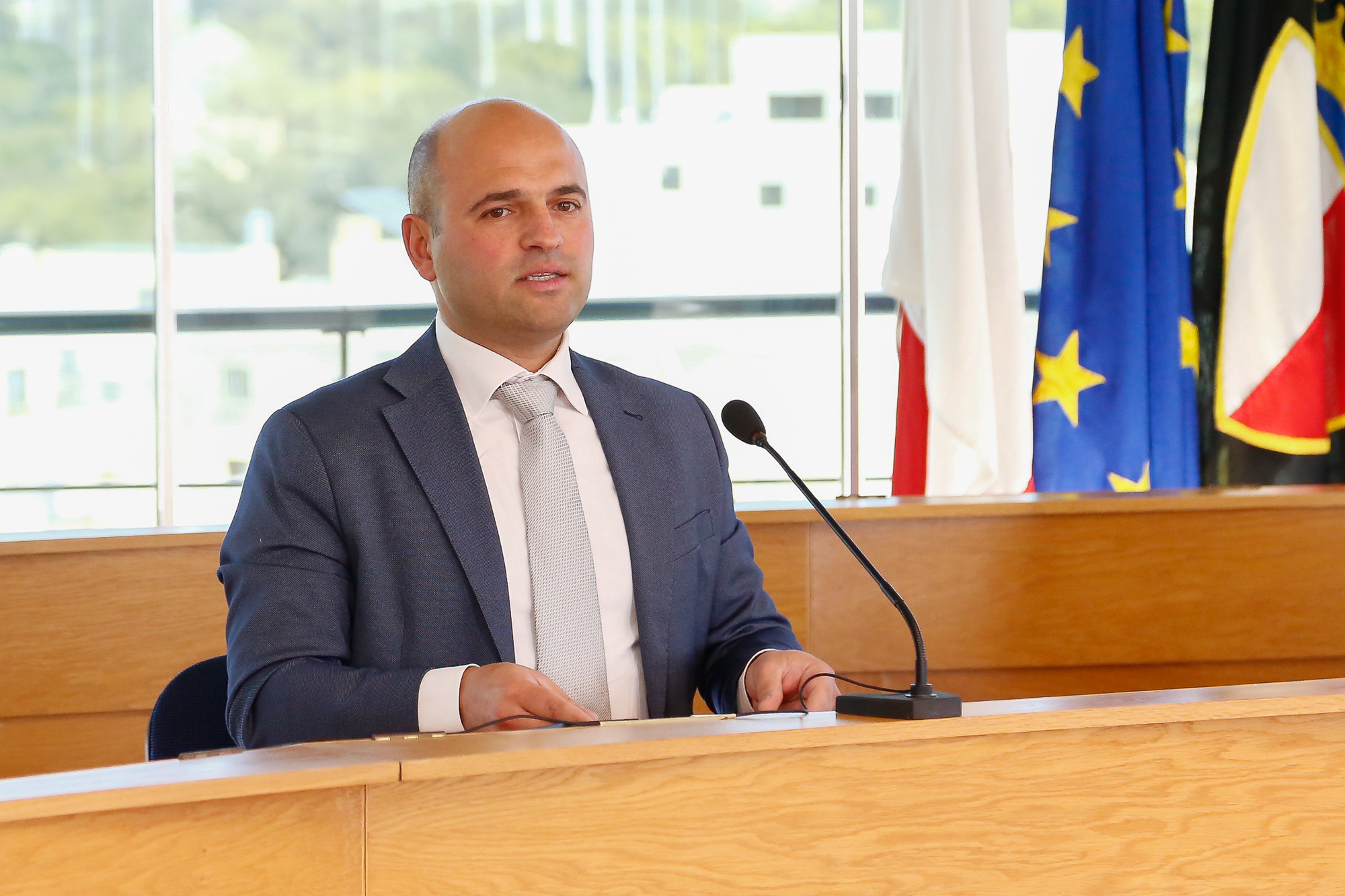 L-awtoritajiet mhumiex b’saħħithom quddiem kuntratturi 'bullies' - NETnews