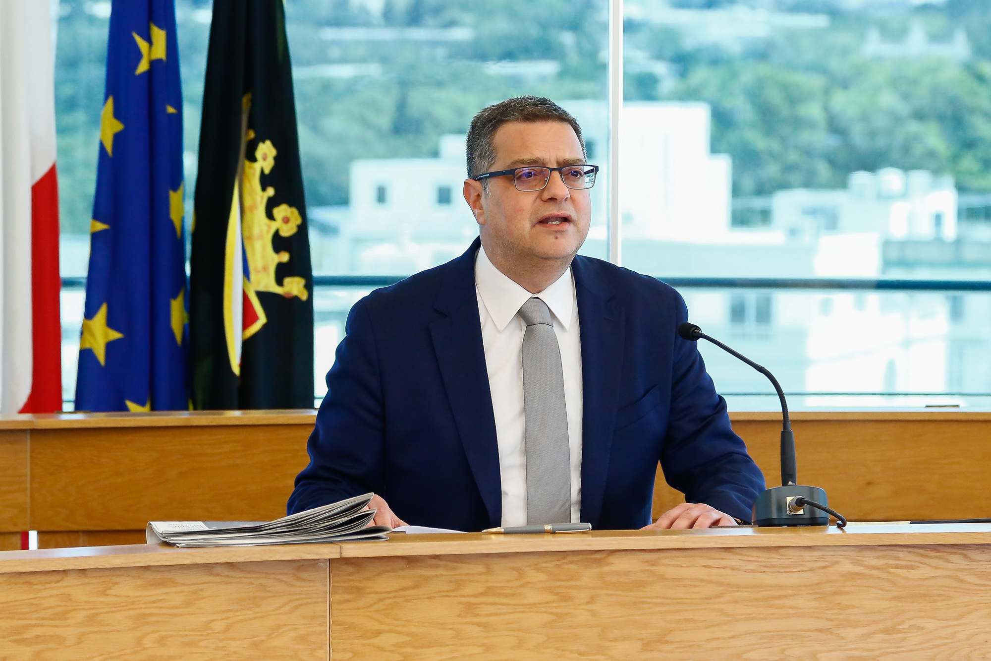 "Is-saħħa qabel il-politika; nobdu lill-awtoritajiet tas-saħħa" - NETnews