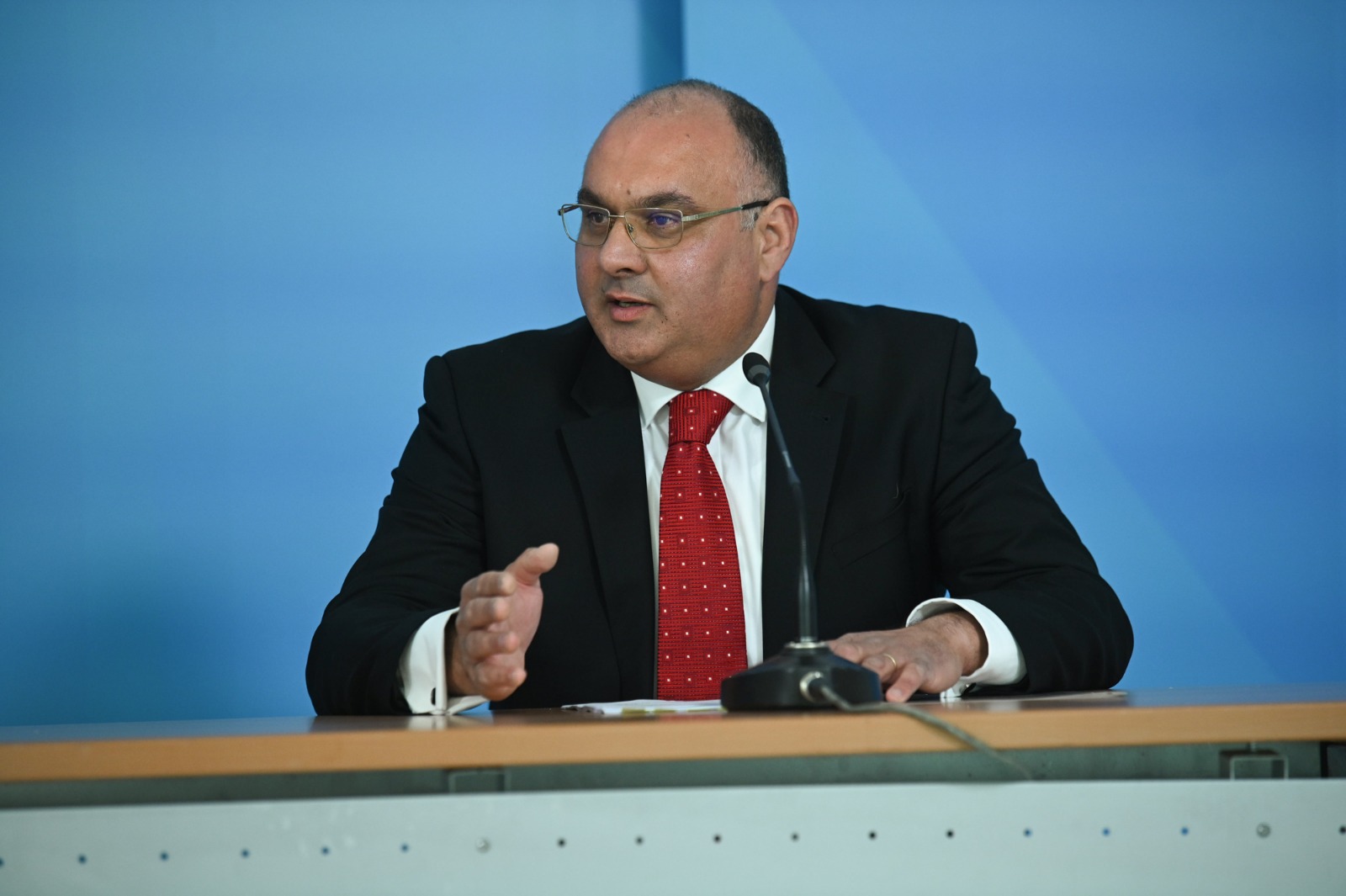 Il-Kap tal-ITS Pierre Fenech jiddefendi l-impjieg li kienet ħadet ...