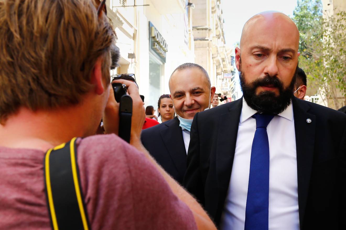 "Lil Neville Gafà ma tridux ma' saqajk" - Il-gazzetta ILLUM - NETnews