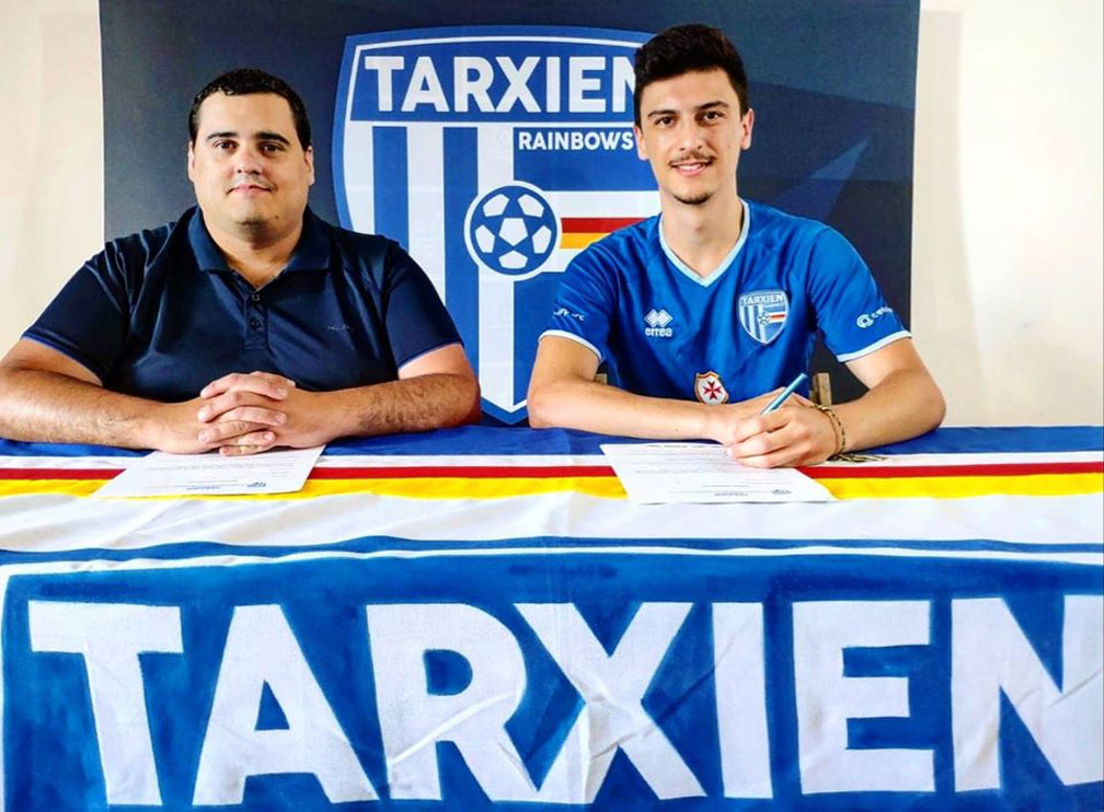 Iż-żagħżugħ Kyle Gatt jissieħeb ma’ Tarxien Rainbows - NETnews