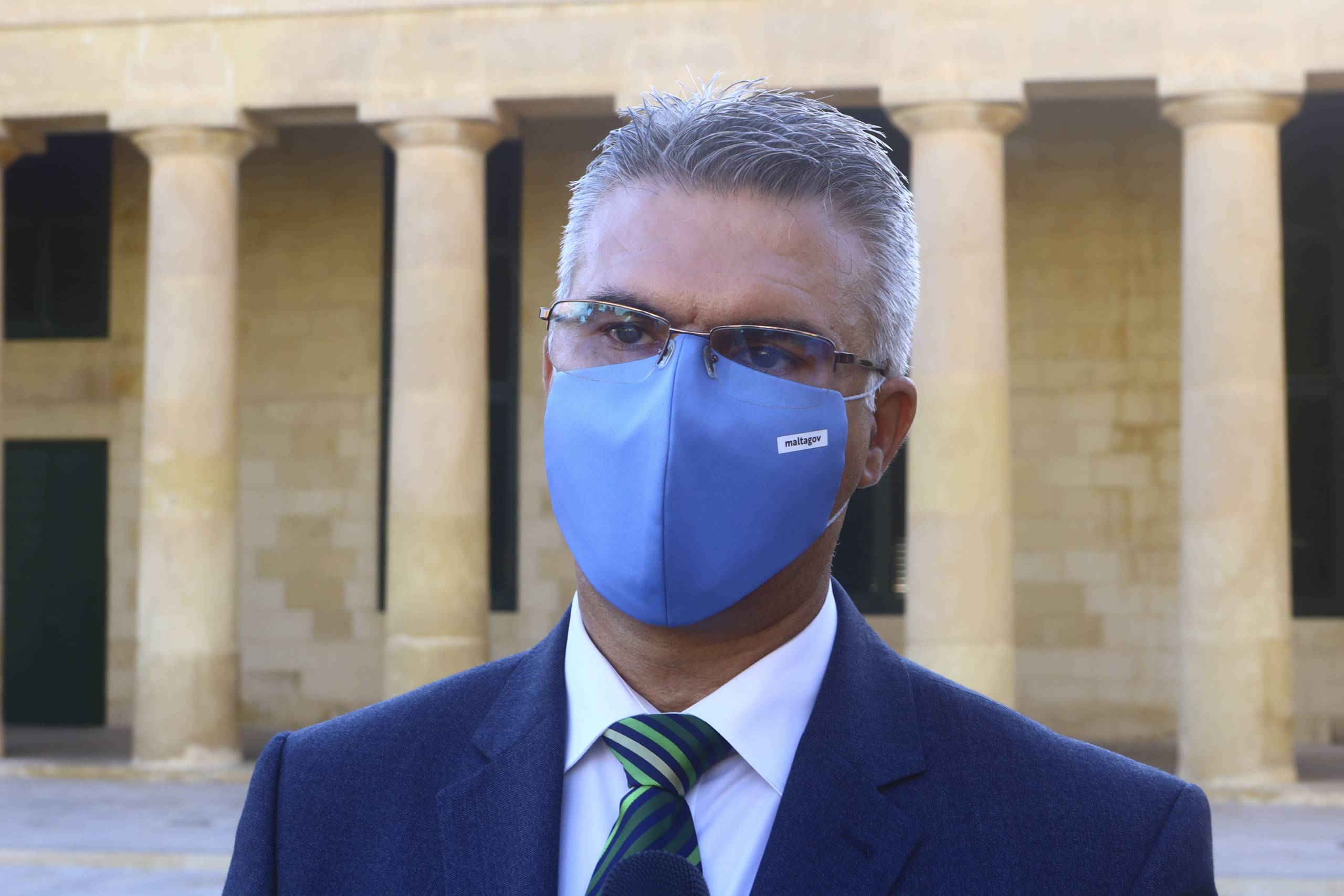 Carmelo Abela jibqa' jonqos li jġorr ir-responsabbiltà - NETnews