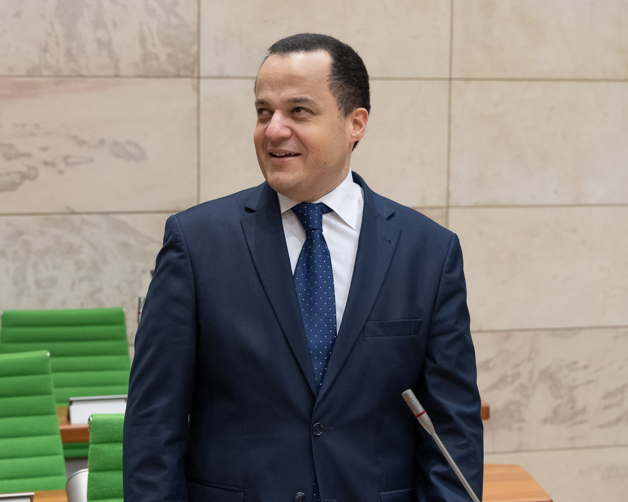 Il-pazjenti tal-HIV mhux jingħataw iktar mediċini f'Għawdex; iridu jiġu ...