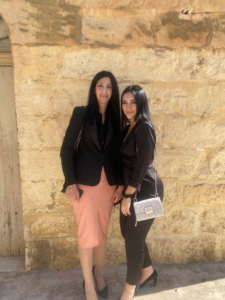 Il-Ministru Justyne Caruana ma titfaċċax il-Qorti... l-aħwa Apap ...