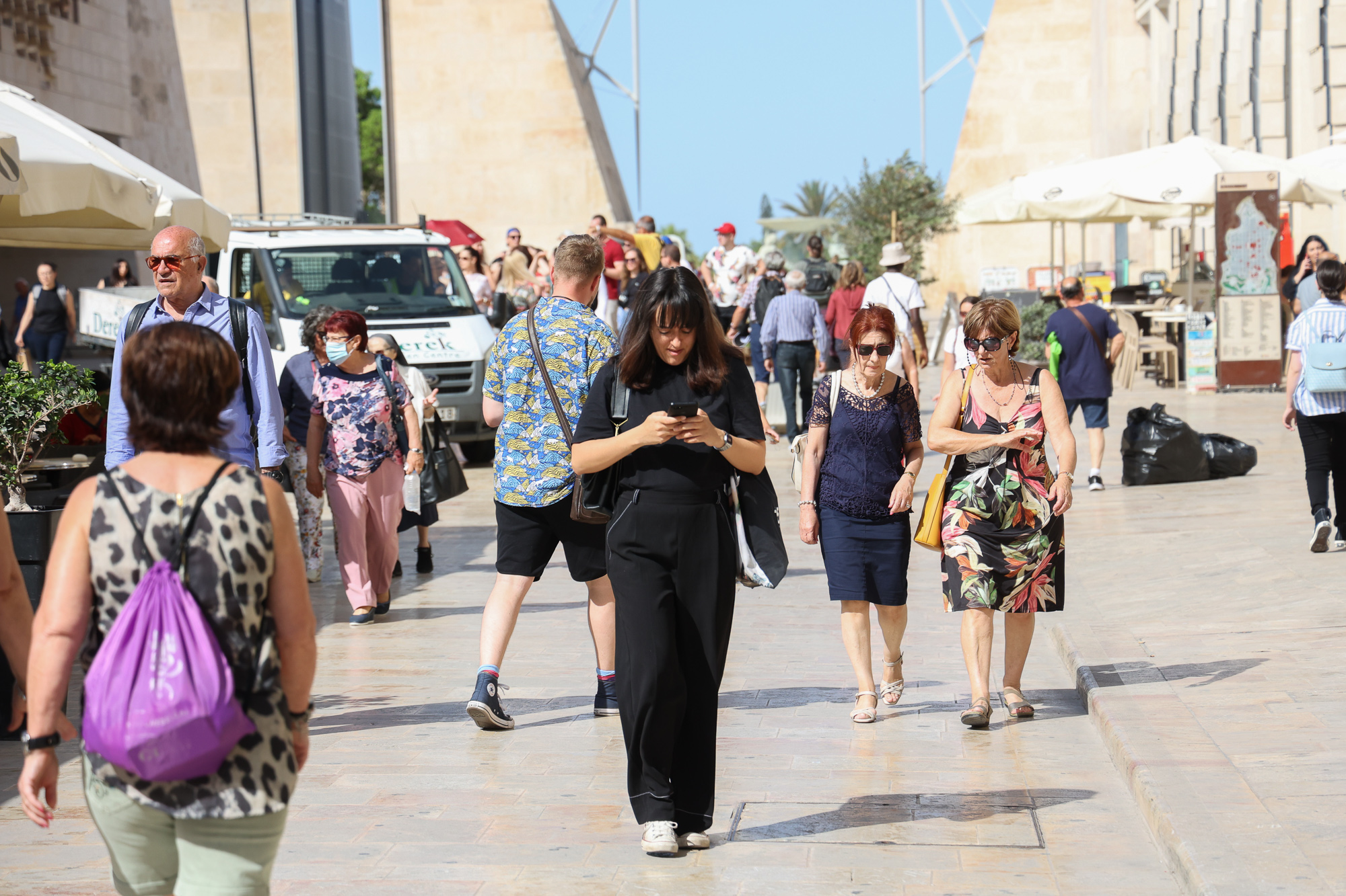 Tony Zahra jgħid li “Malta għaddejja minn kriżi kbira” - NETnews