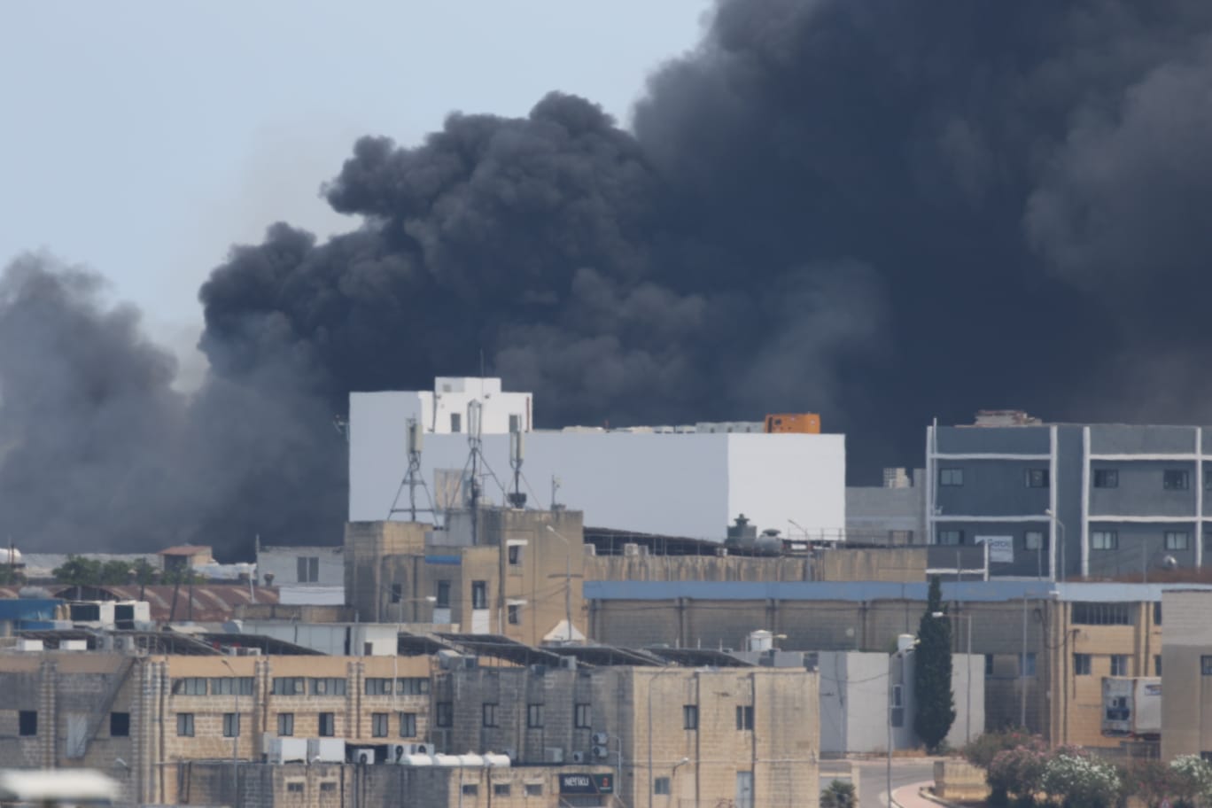 Intużaw 250,000 litru ta' ilma biex intefa n-nar li żviluppa f'Kordin ...