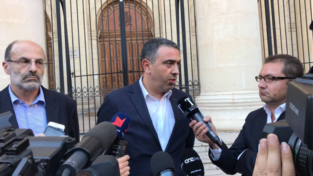 Edward Gatt ordnat iħallas €30,000 - NETnews