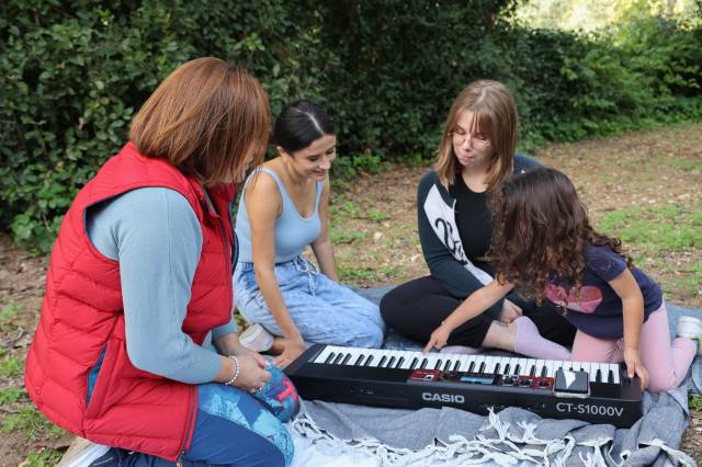 AnneMarie Grech qalb it-tfal waqt mixja fil-Buskett - NETnews