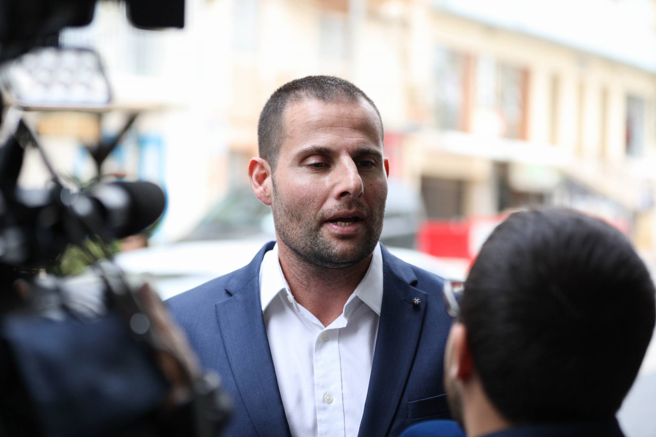 Robert Abela b'mod partiġġjan juża l-mewt ta' Robert Arrigo biex ma ...