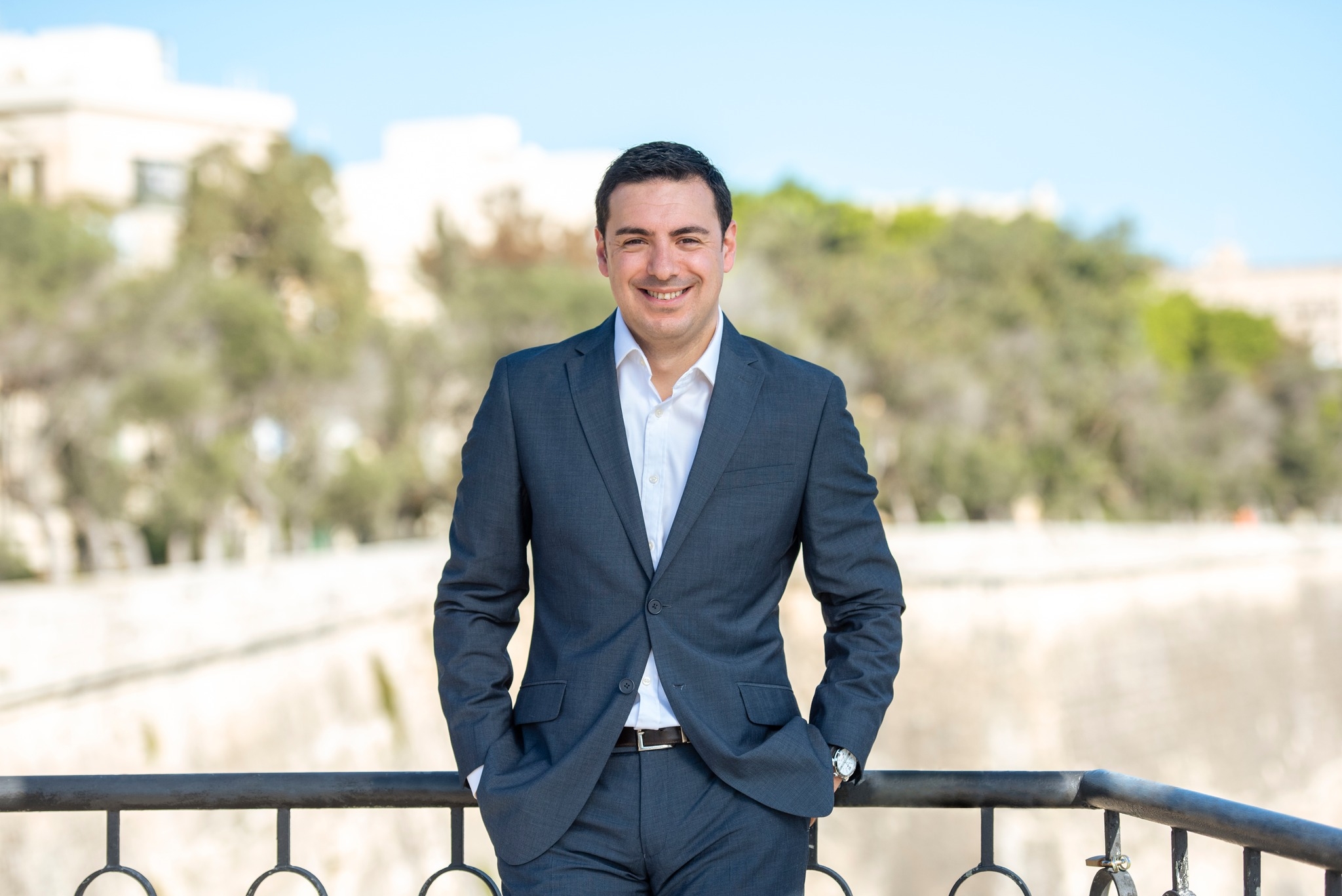 Il-kandidat Laburista Steve Ellul b’paga ta’ €128,000 - NETnews
