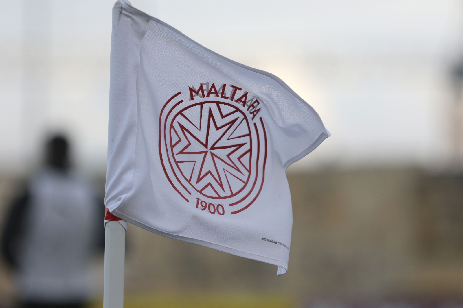 AĠĠORNATA - Erba' mill-ħames partiti tal-FA Trophy posposti - NETnews
