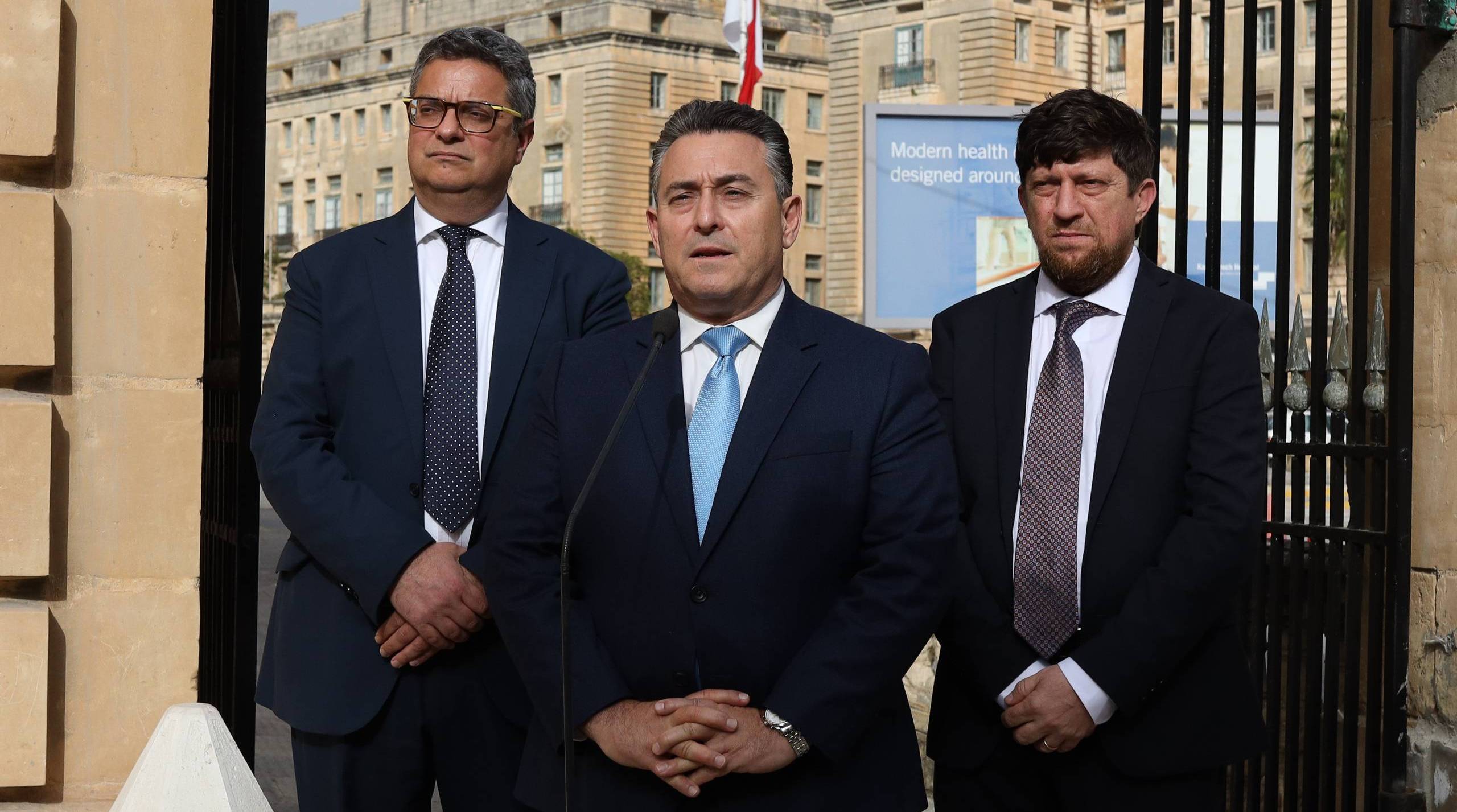 "Robert Abela huwa kontinwazzjoni tal-ingann tal-poplu Malti u Għawdxi ...