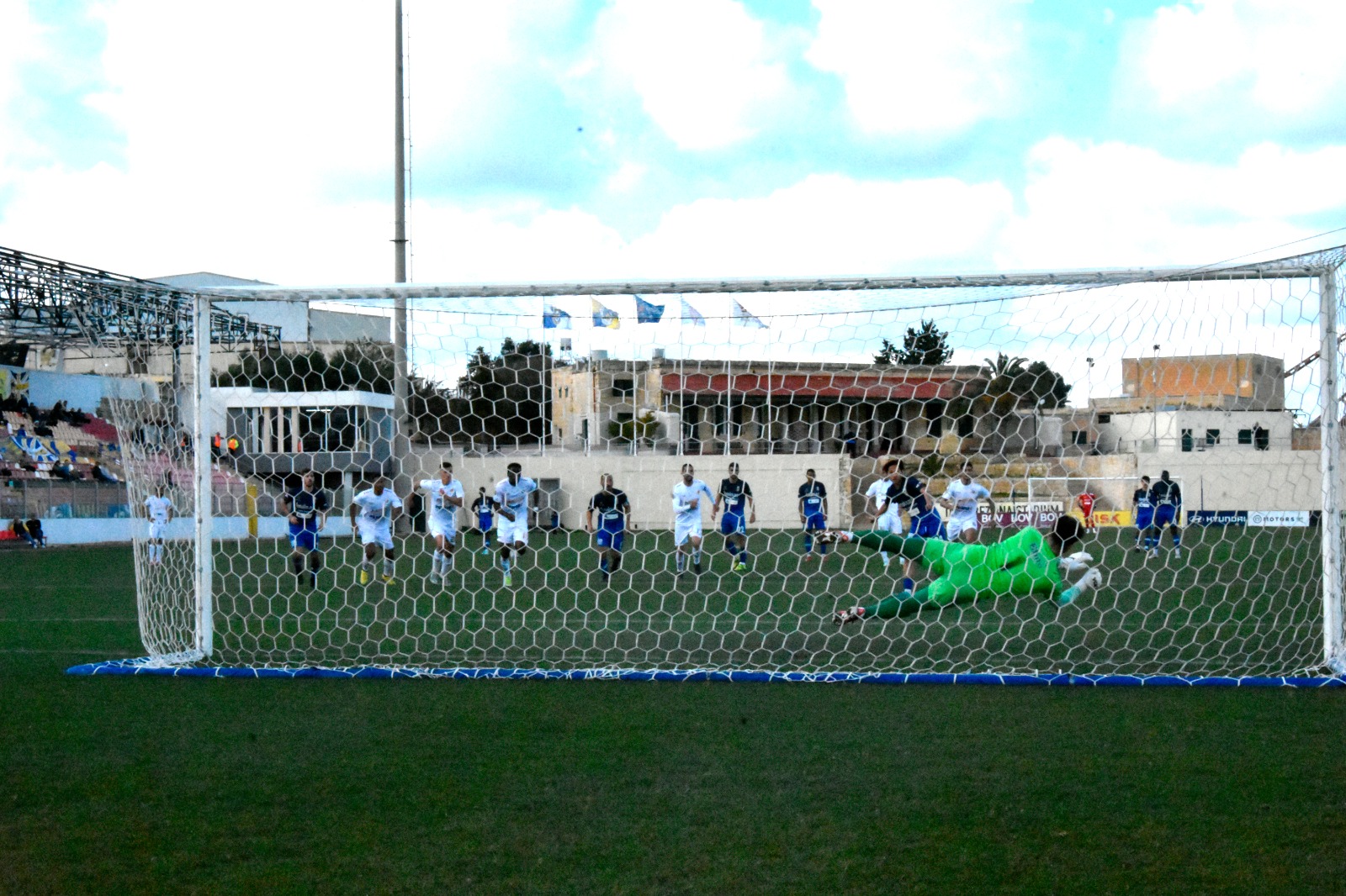 Kyrian Nwoko jżomm it-tamiet ta’ Santa Lucia ħajjin - NETnews