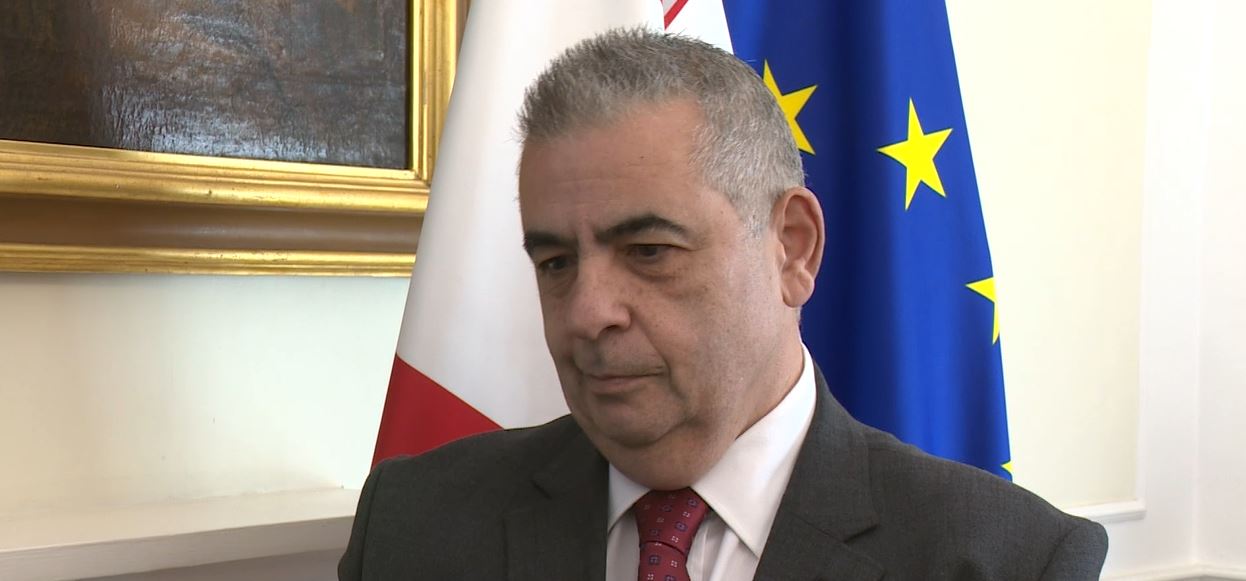 Falzon jibqa' jgħid li m'għandux xi jżid dwar Vitals...minkejja li kien ...