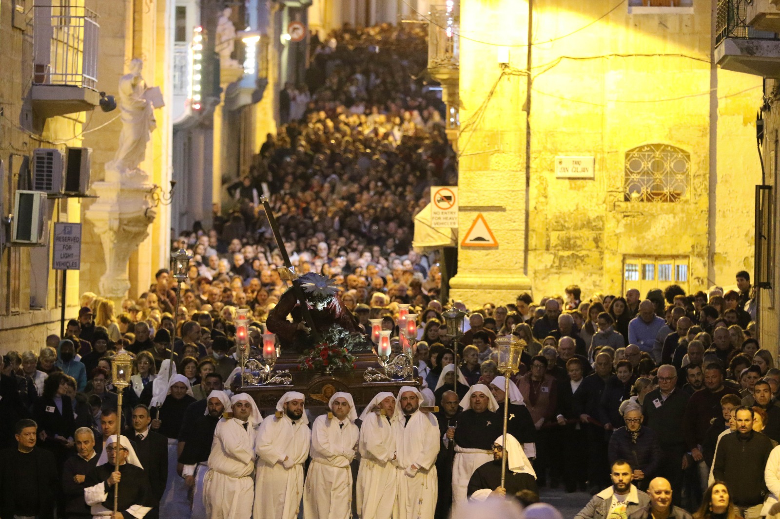 FL-ISLA: Mijiet jippreteċipaw fil-pellegrinaġġ tar-Redentur - NETnews