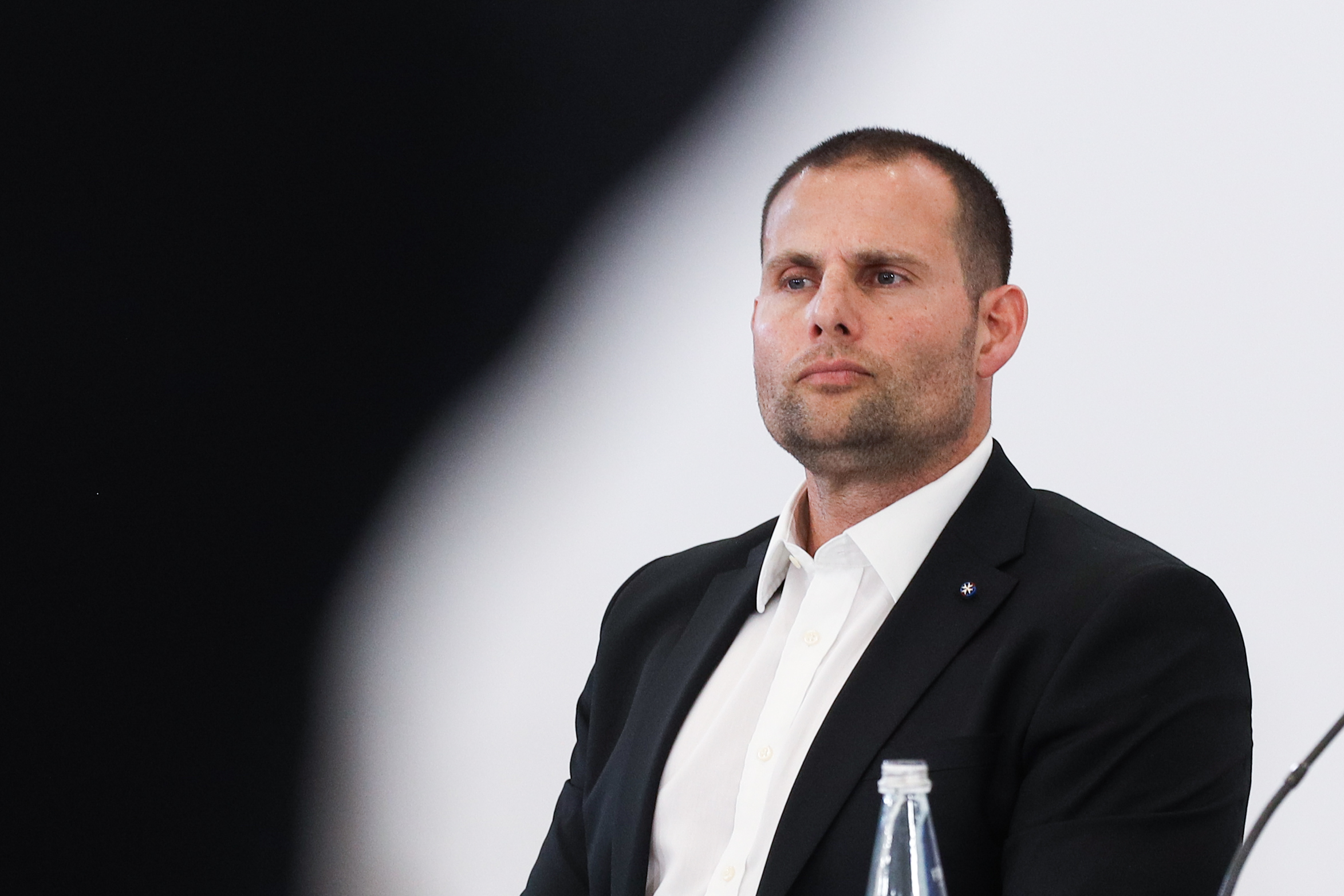 Abela jkompli jxerred in-negattività u l-gideb fuq il-ħidma ta' Alex ...