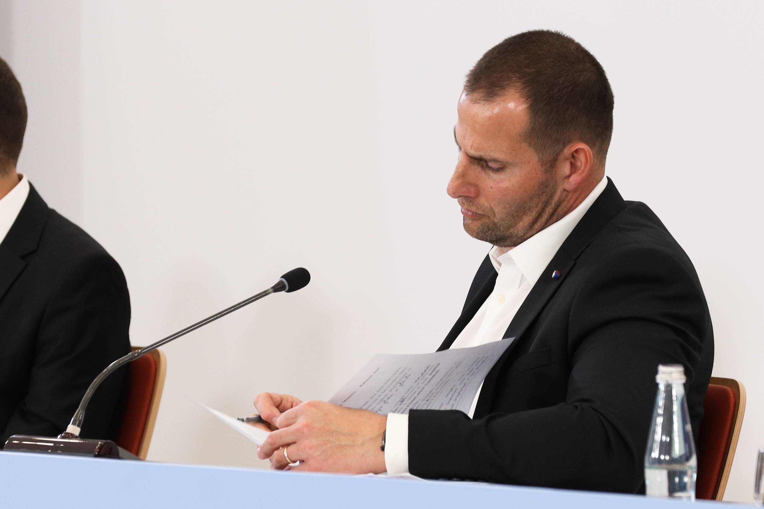 Wara li Steward telqu, il-Gvern jgħid li se jagħmel 'control step-in ...