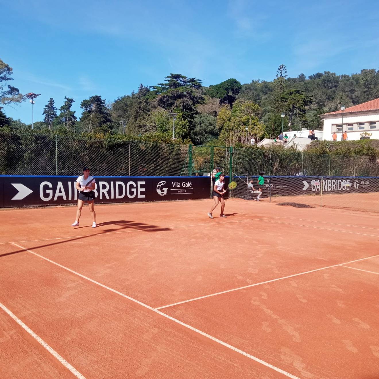 Tennis - Billie Jean King Cup: Elaine Genovese b'rebħa tajba kontra n ...