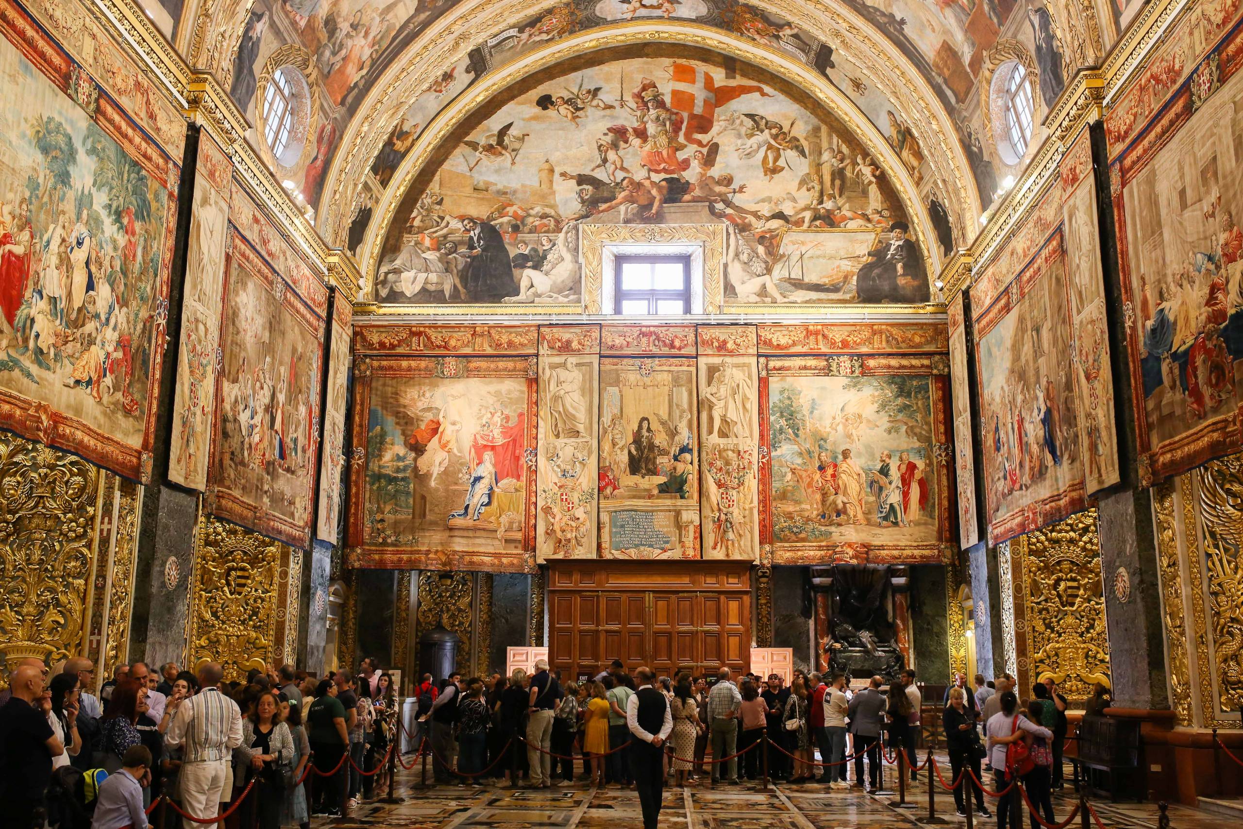 6,500 żaru l-Konkatidral ta' San Ġwann sabiex jaraw l-arazzi - NETnews