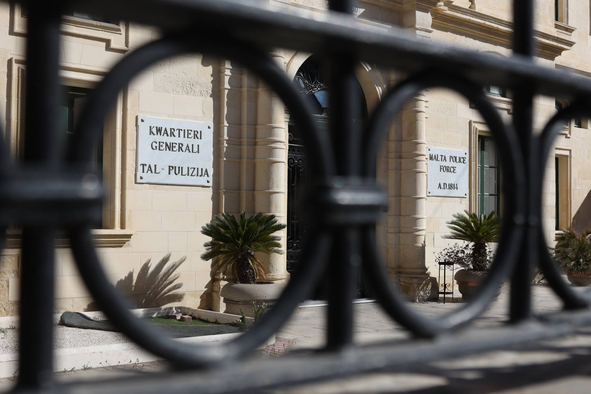 Żewġ tfajliet jinżammu arrestat wara li għamlu pickpocketing fil-Belt ...
