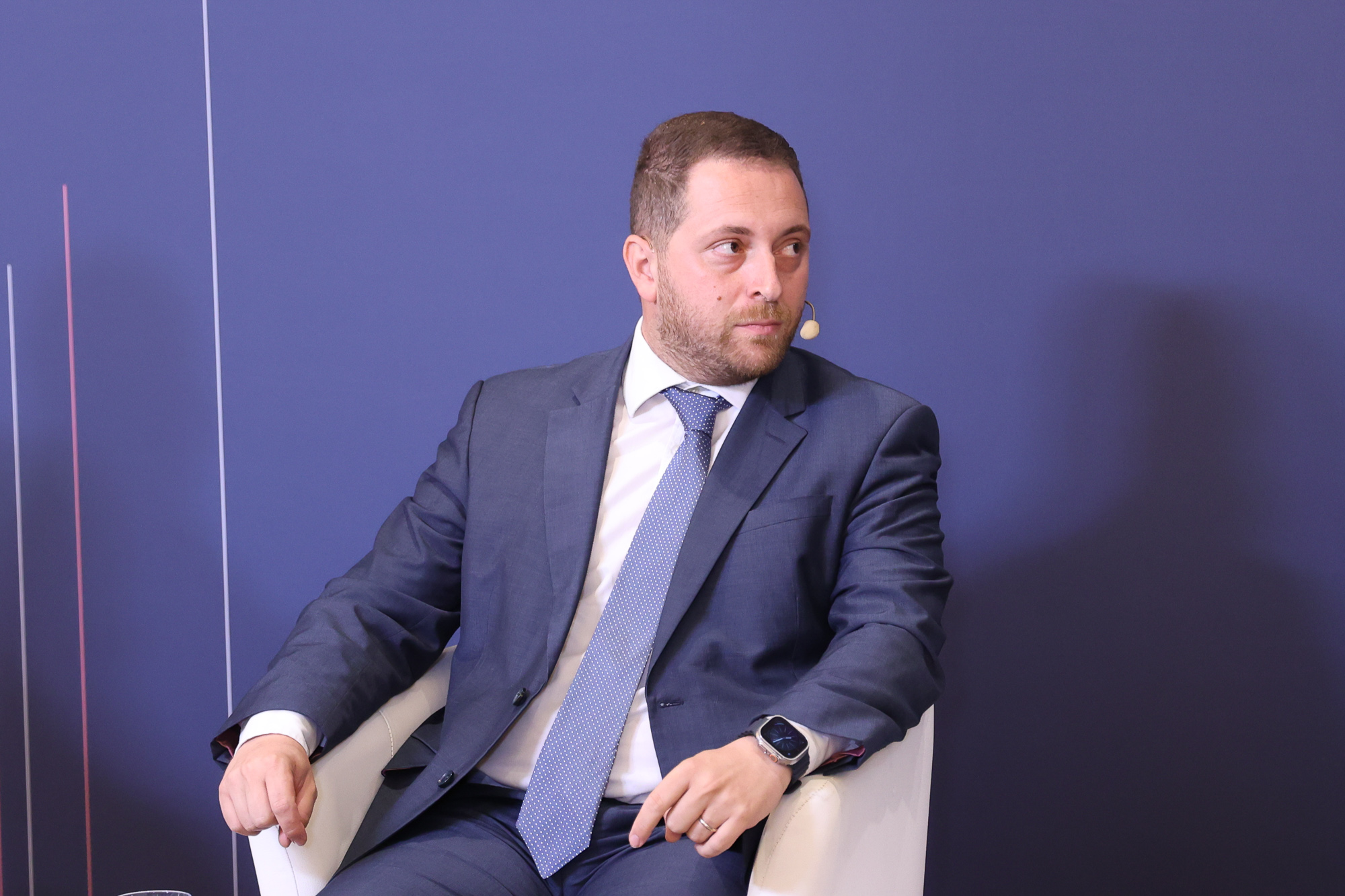 Illum il-vot għal Von der Leyen: Robert Abela favur; Agius Saliba ...