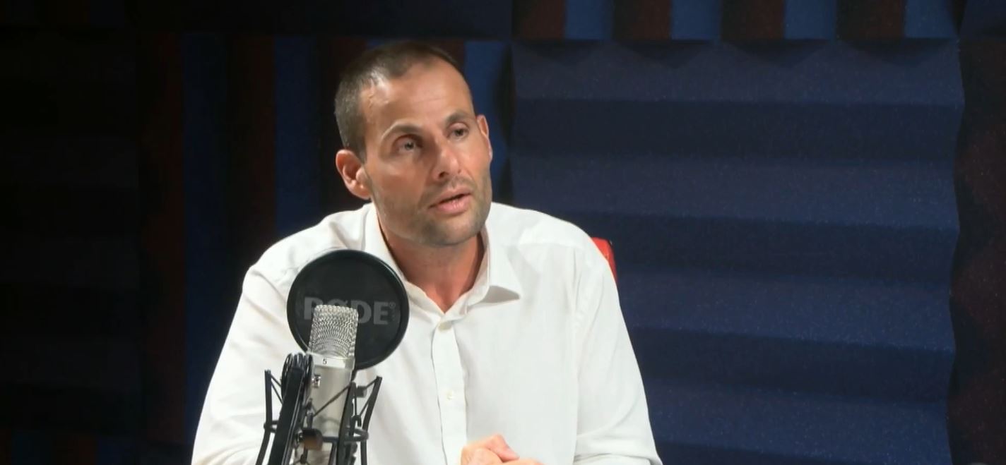 Robert Abela jinjora għal kollox il-kriżi tal-iskart; ma jagħti ebda ...