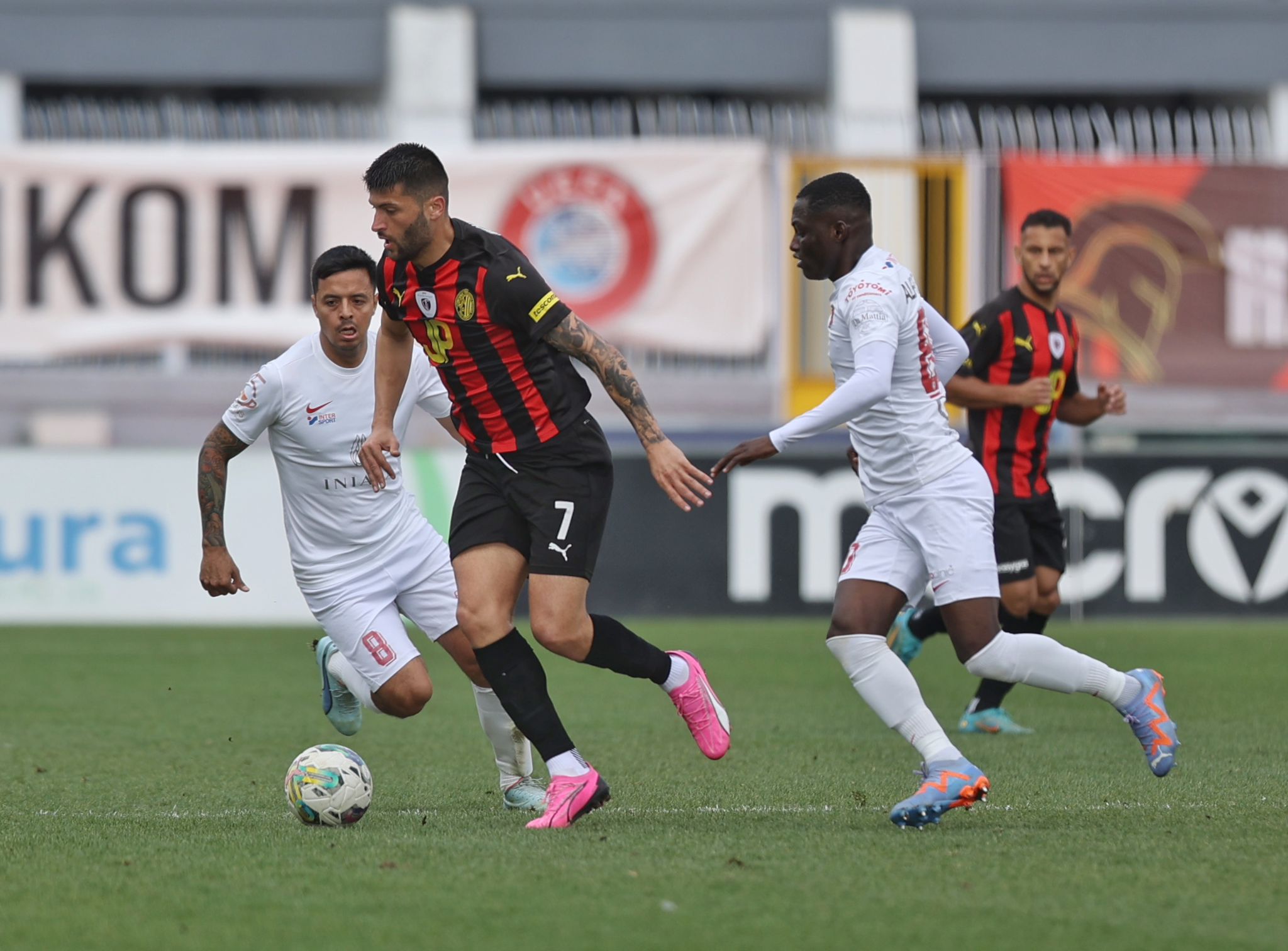 Gowl ta' Brandon Paiber isalva punt lil Valletta kontra Ħamrun - NETnews