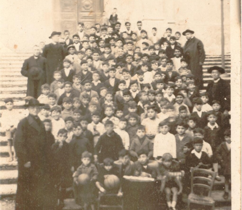 Illum jimmarka 90 sena minn mindu Don Bosco sar qaddis u nfetaħ l-ewwel ...