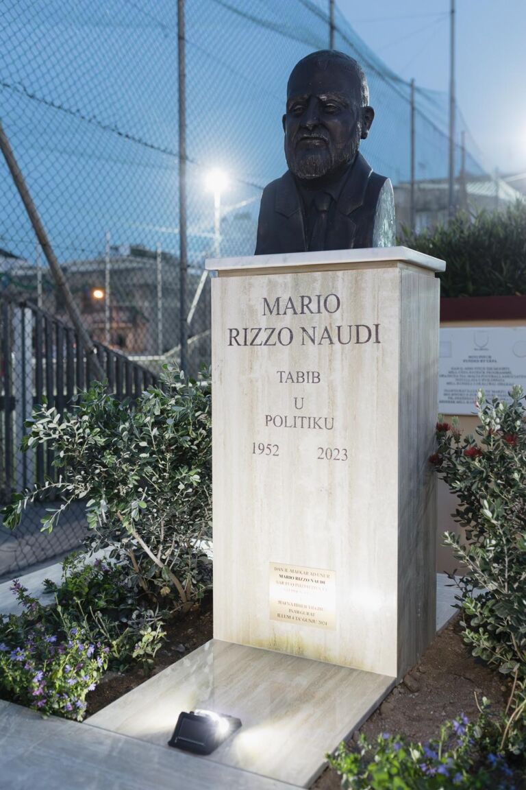 Inawgurat bust li jfakkar il-memorja tat-tabib Mario Rizzo Naudi - NETnews