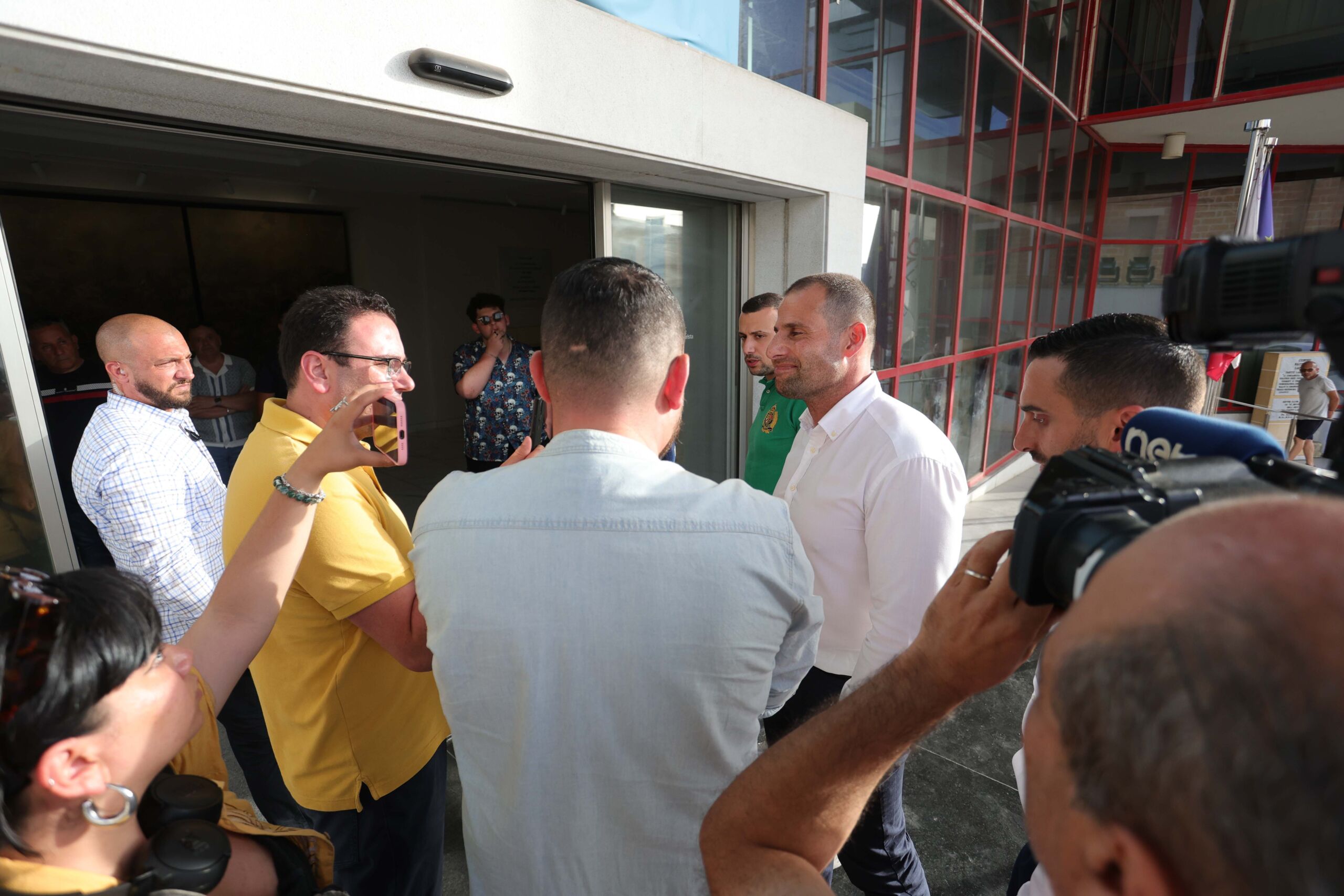 Il-MaltaToday tiżvela l-irvell li qam fil-Grupp Parlamentari Laburista ...