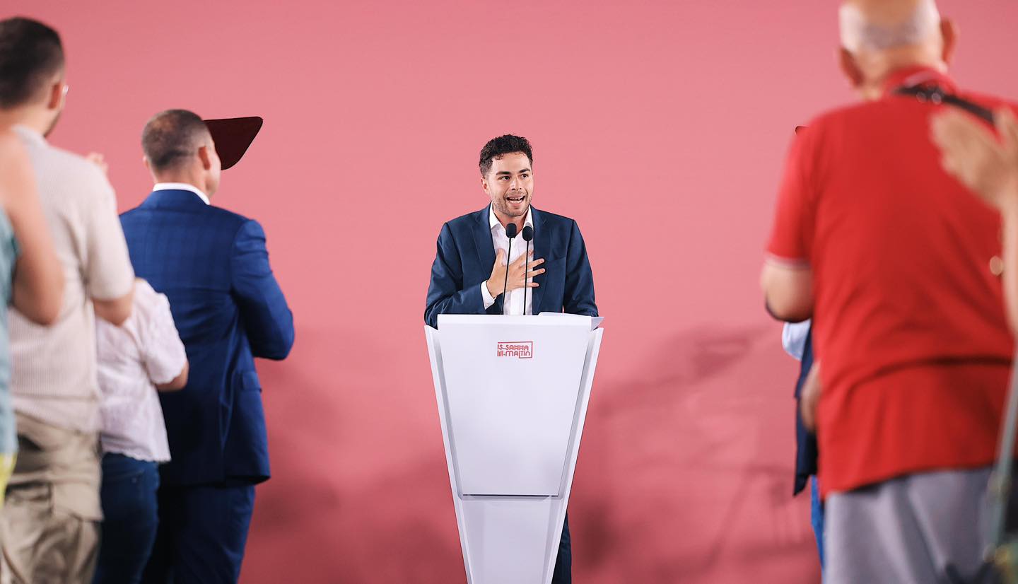 Skiet totali mill-MEP Laburista Thomas Bajada wara l-iskandlu li fih ...