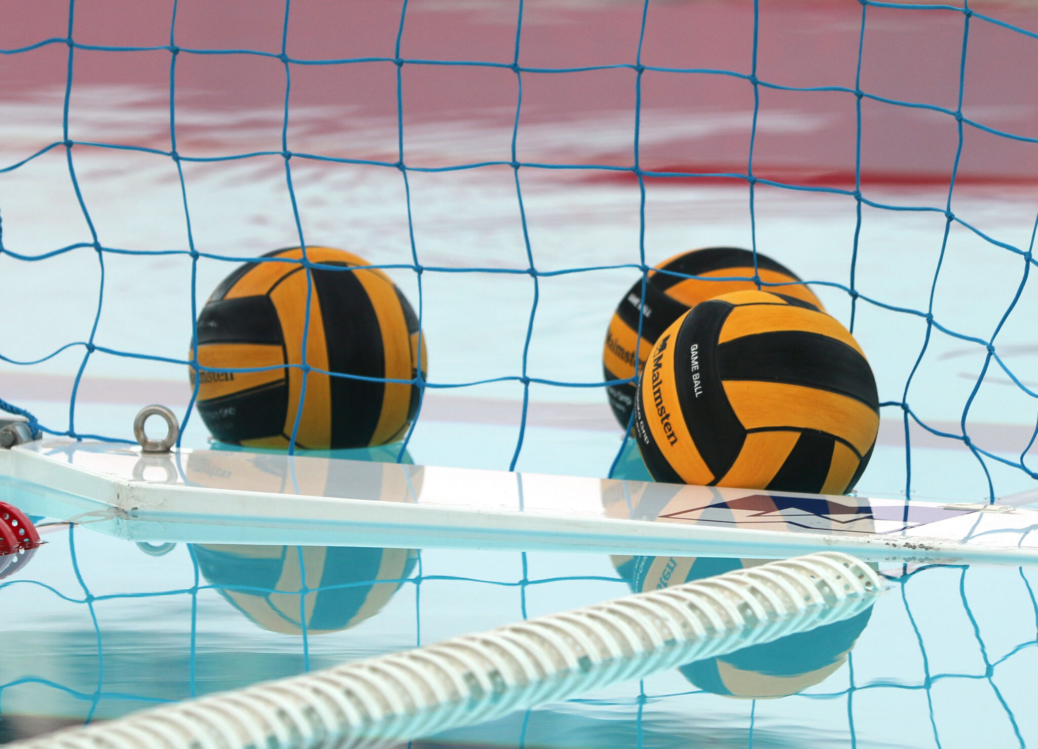 Sirens jirbħu dwell missielet kontra Sliema... Neptunes jiddominaw ...