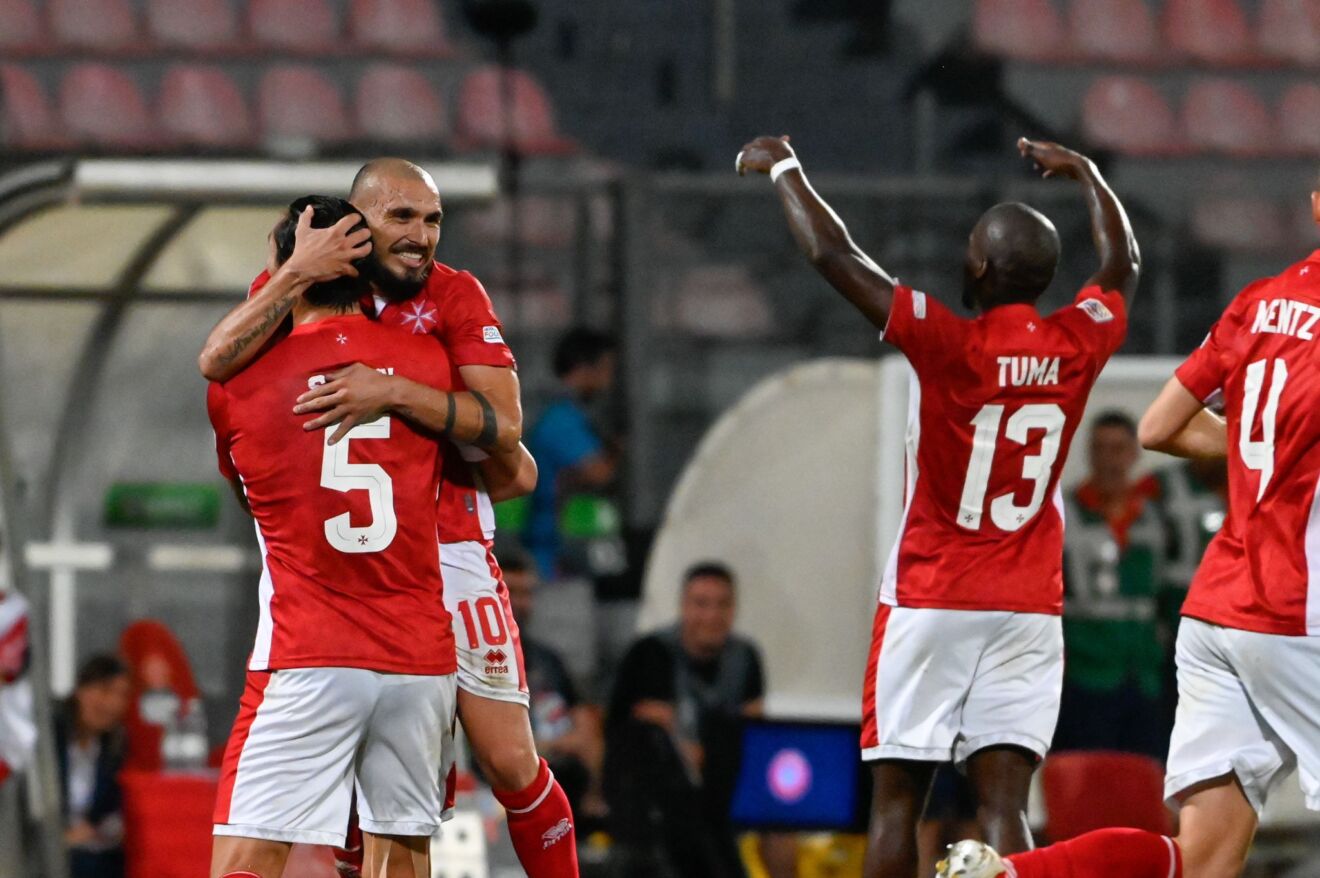 Gowl ta’ Teddy Teuma jagħti tliet punti lil Malta kontra l-Moldova ...
