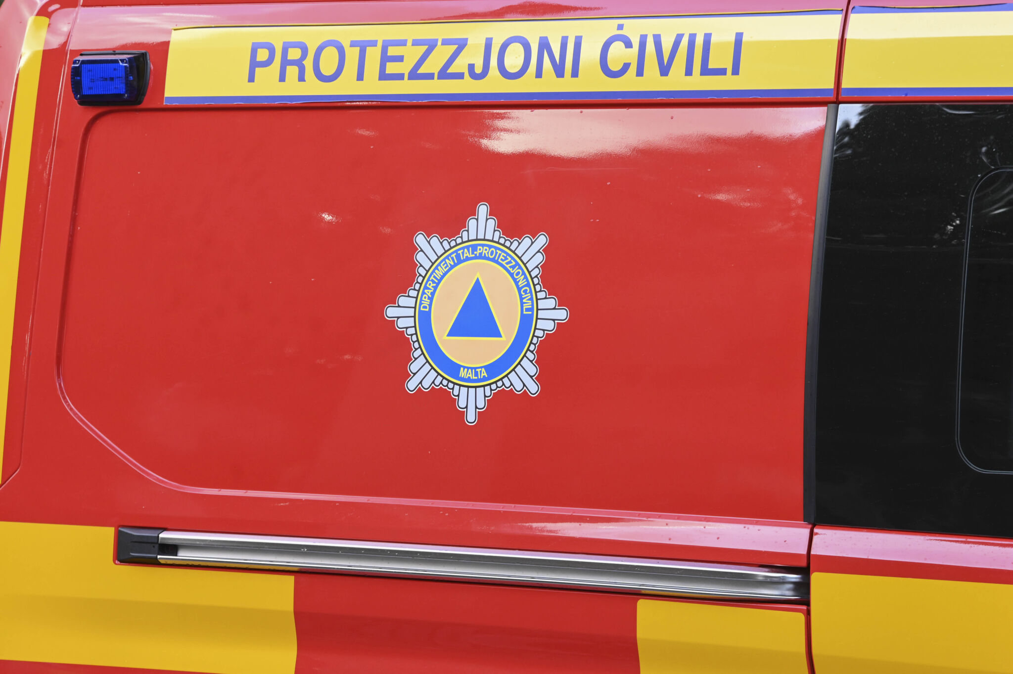 Raġel kellu jittieħed b'urġenza l-Isptar Mater Dei wara li sfronda ...