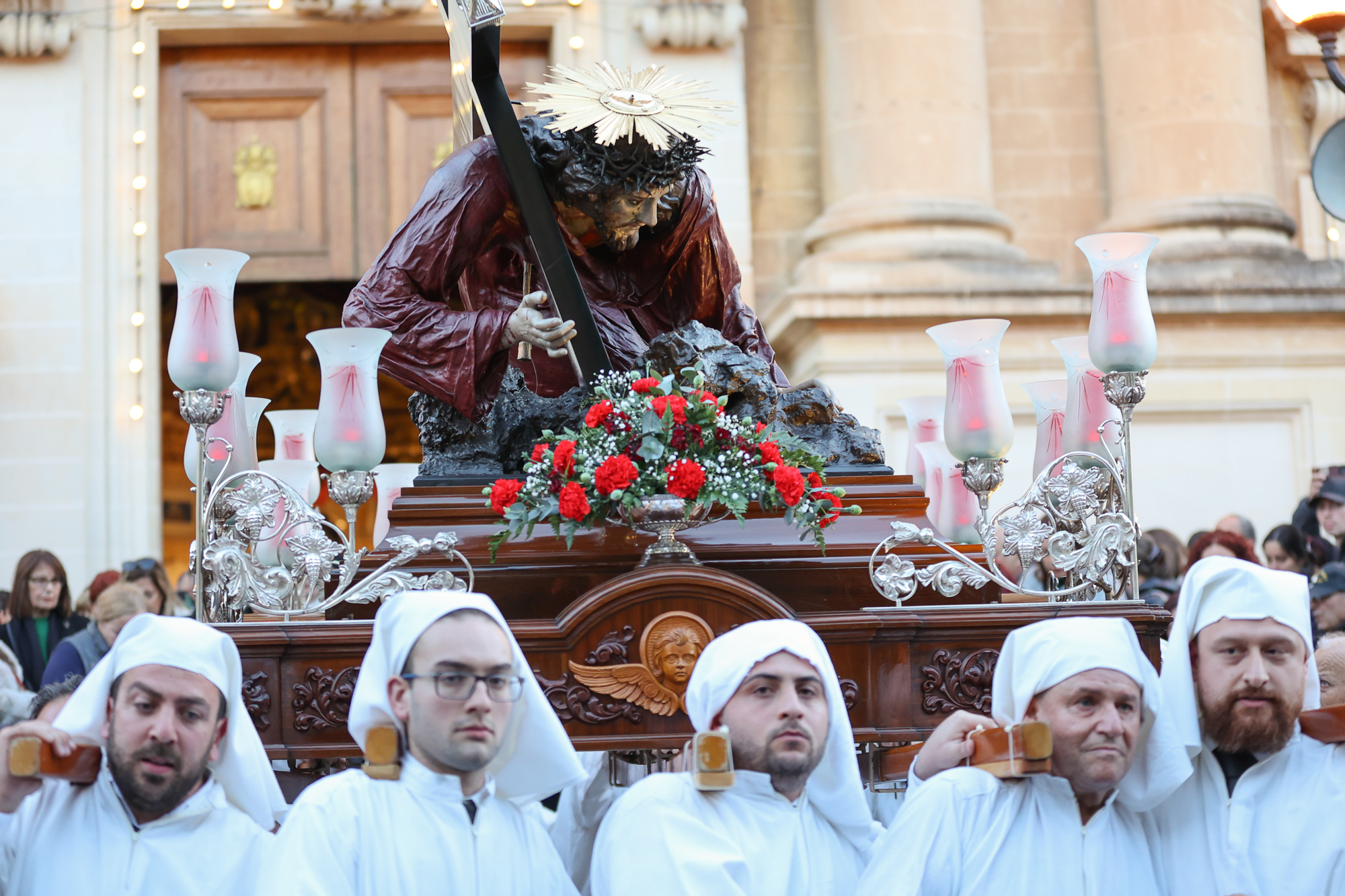 Pellegrinaġġ bl-istatwa ta’ Ġesù Redentur fl-Isla - NETnews