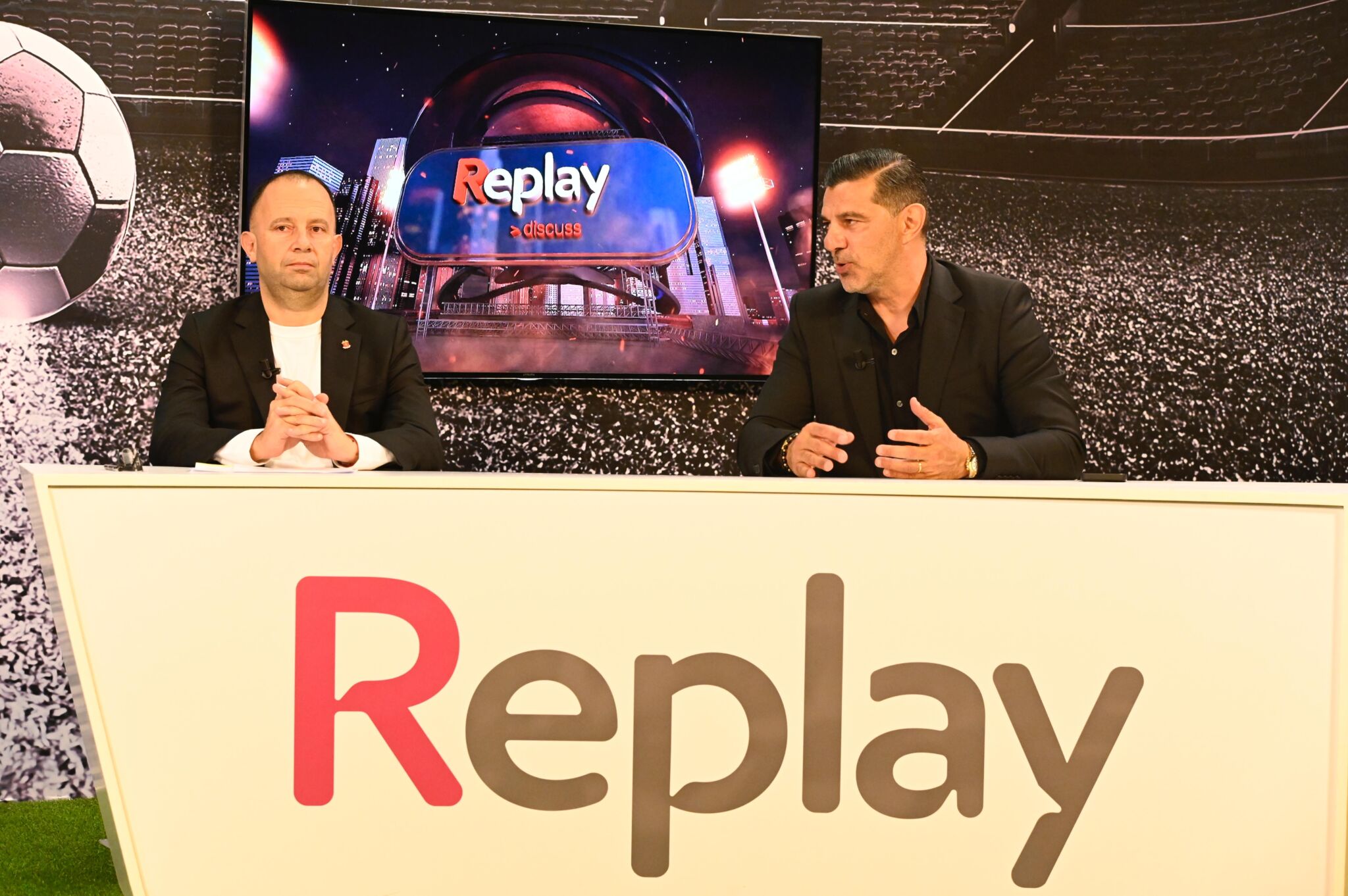 FILMAT | L-Eks President ta' Valletta, Joe Caruana Curran jissorprendi ...