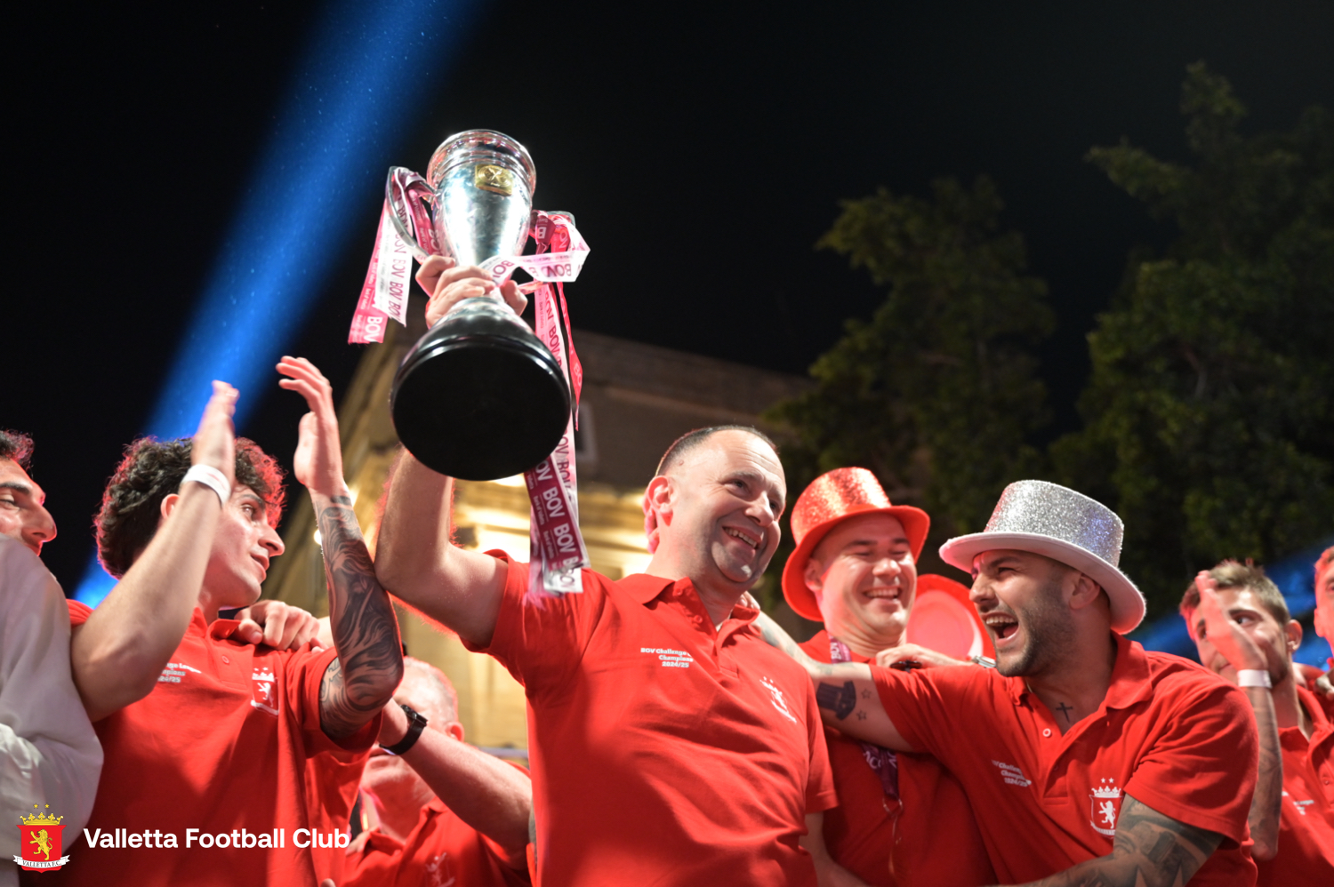 FILMAT | Joe Caruana Curran jawgura lil Claudio Grech jirbaħ aktar ...