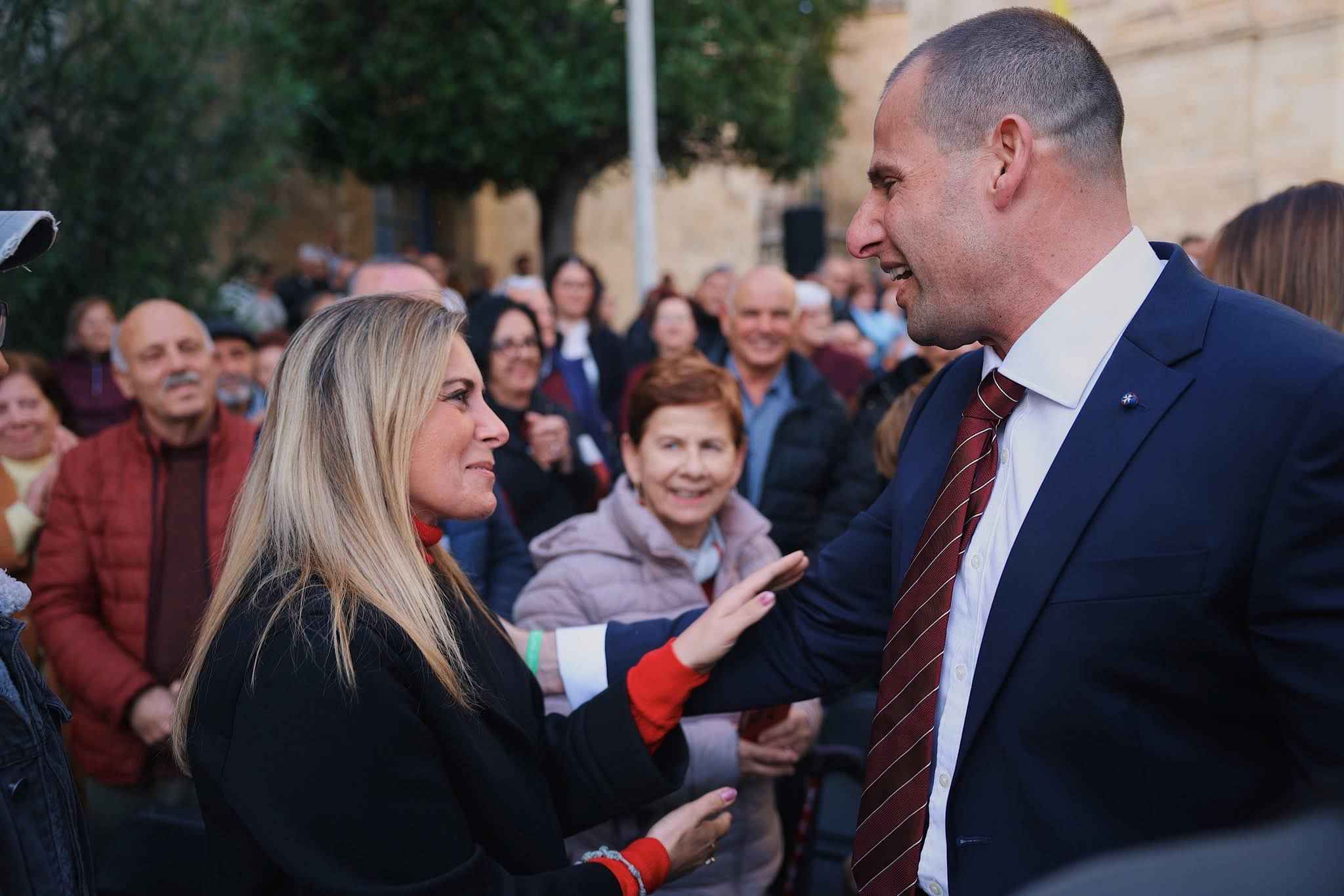 "Il-Gvern ma jsibx flus għal ħaddiema onesti imma jsib l-eluf għal tal-qalba" - Il-PN - NETnews