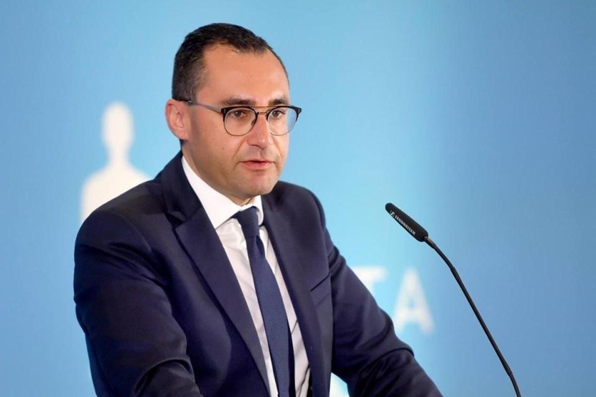 Wara l-akkużi serji tal-Vitals: Ronald Mizzi jingħata kariga f'Kastilja ...
