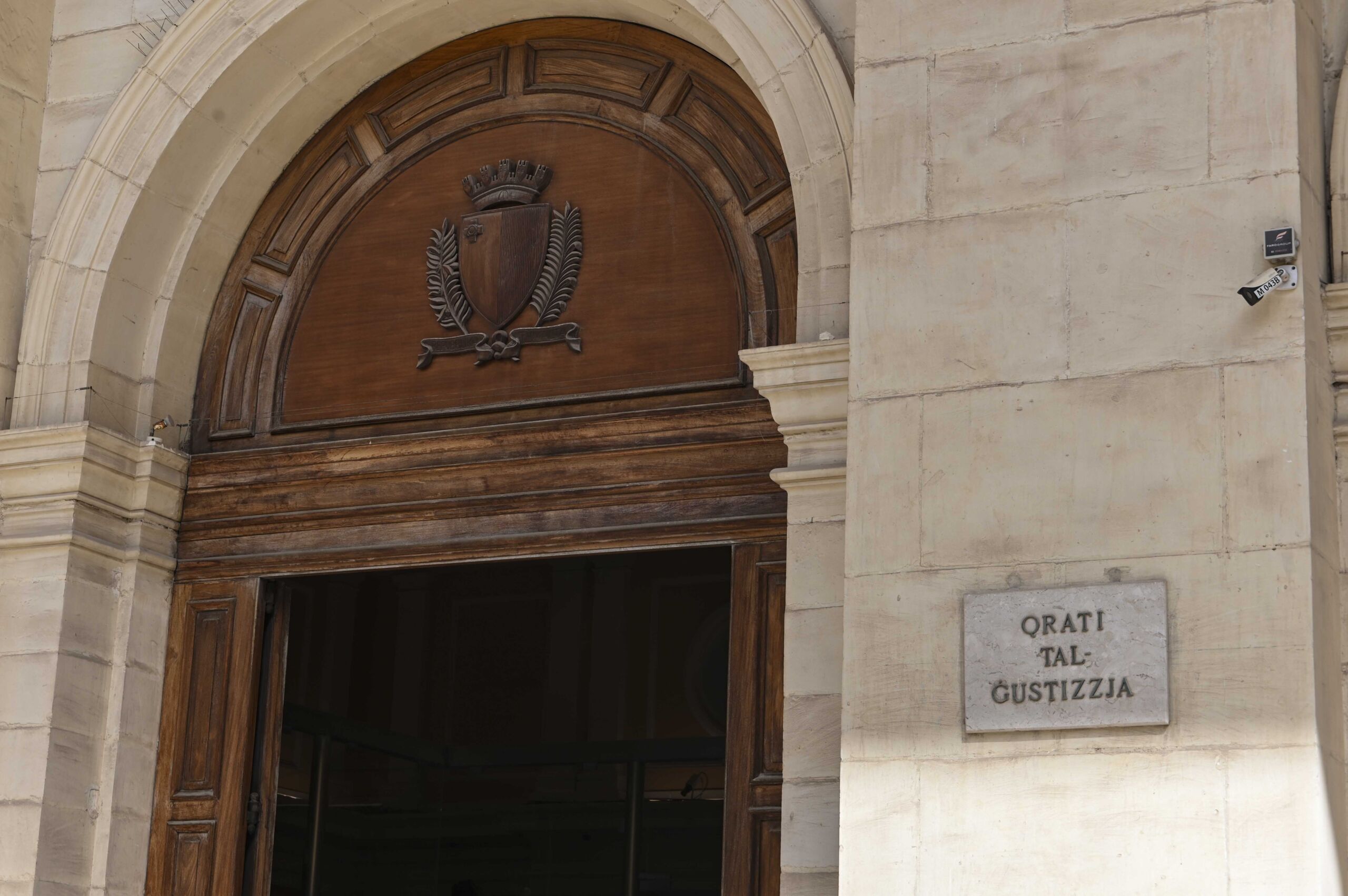 Żagħżugħ arrestat wara li ffilmja minorenni f’toilet - NETnews