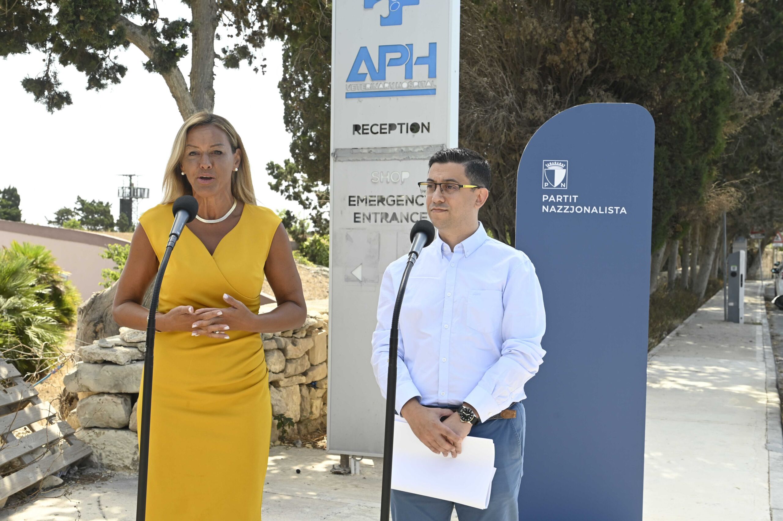 Waqt li l-isptar tal-annimali f’Ta’ Qali ilu kważi sentejn bil-bibien magħluqa, il-Gvern iniedi ...